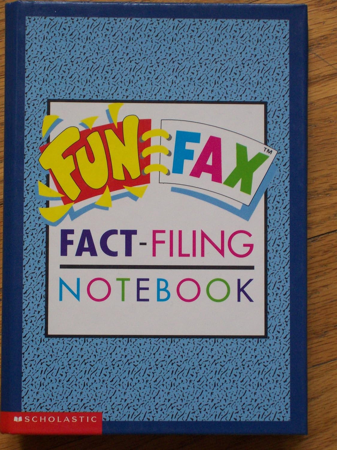 Amazon.co.jp: Fact-Filing Notebook (Funfax) : 洋書