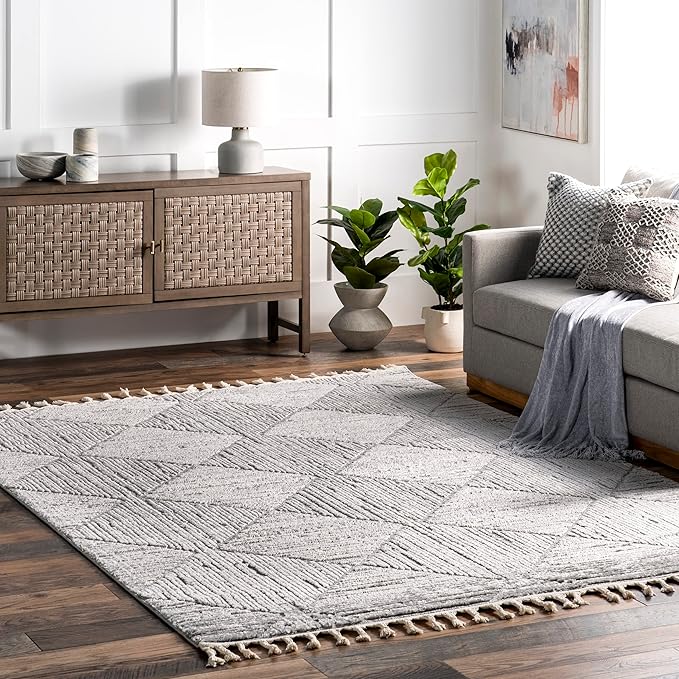Amazon.com: Nuloom Kerry Light Grey, 7'10" x 10', Geometric, Soft and ...