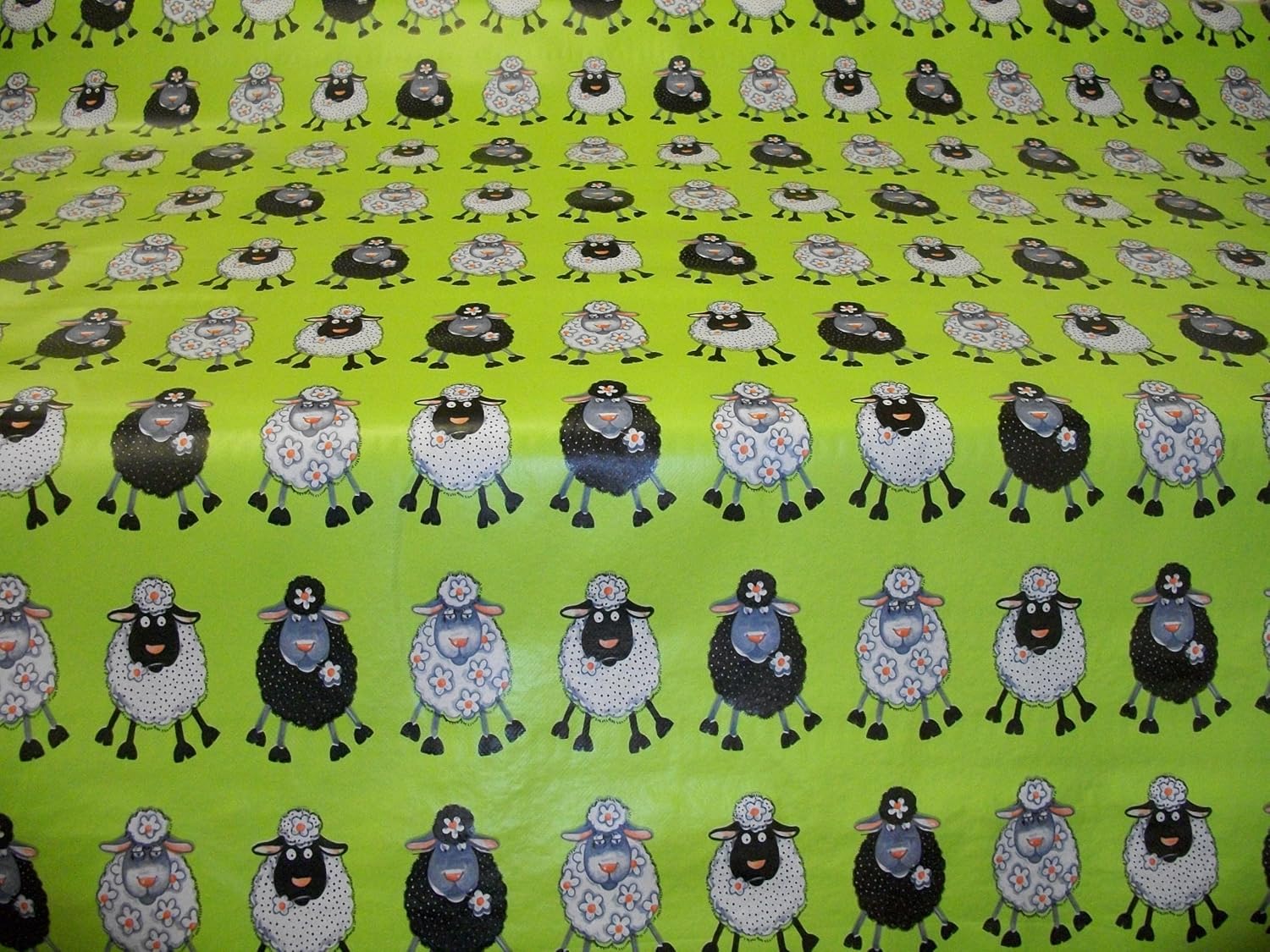 Amazon.com: PVC Easy Care Wipe Clean Vinyl/Oil Cloth Table Covering ...