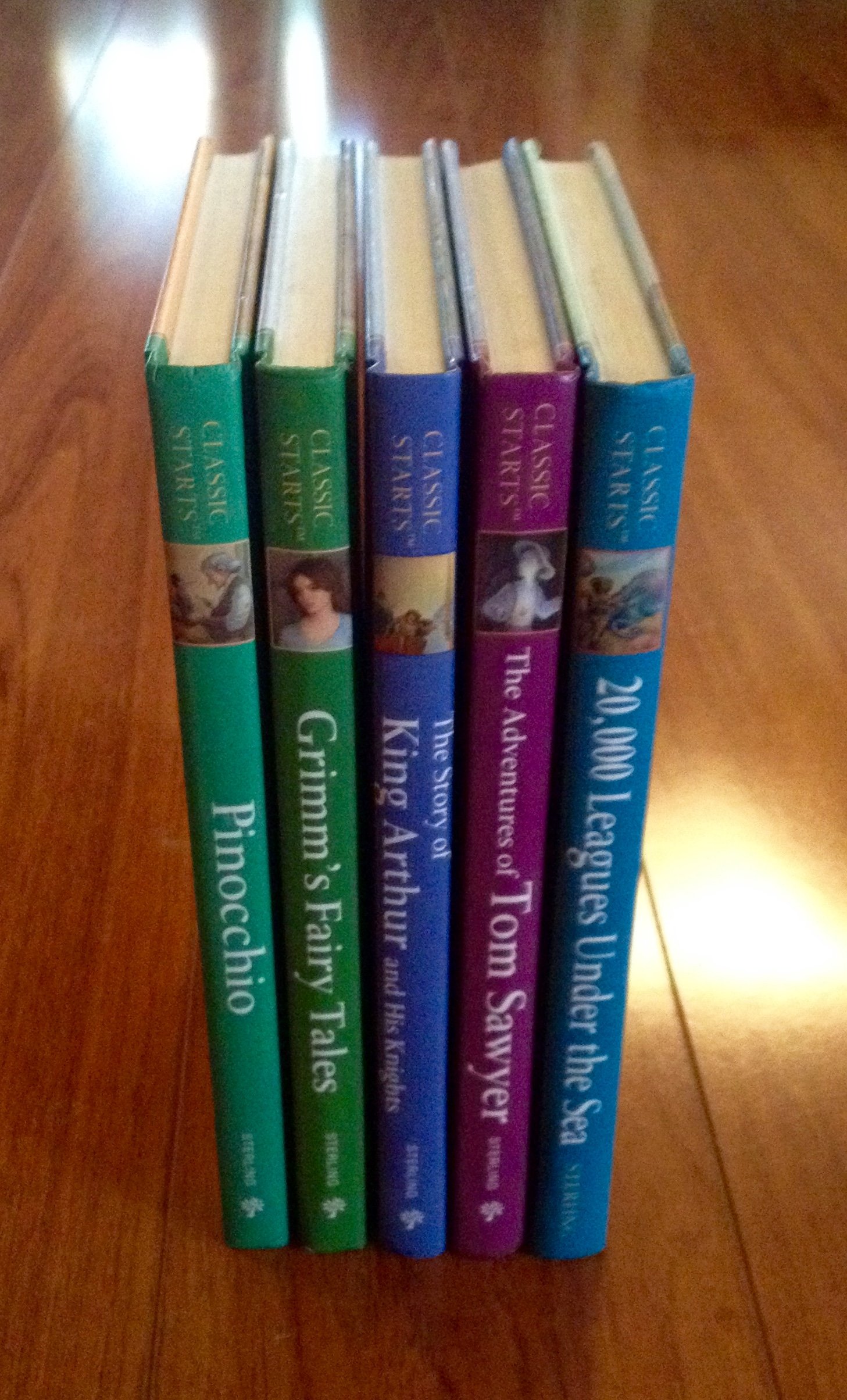 Classic Starts - Tales of Adventure (Box Set): 9781402715228: Amazon ...