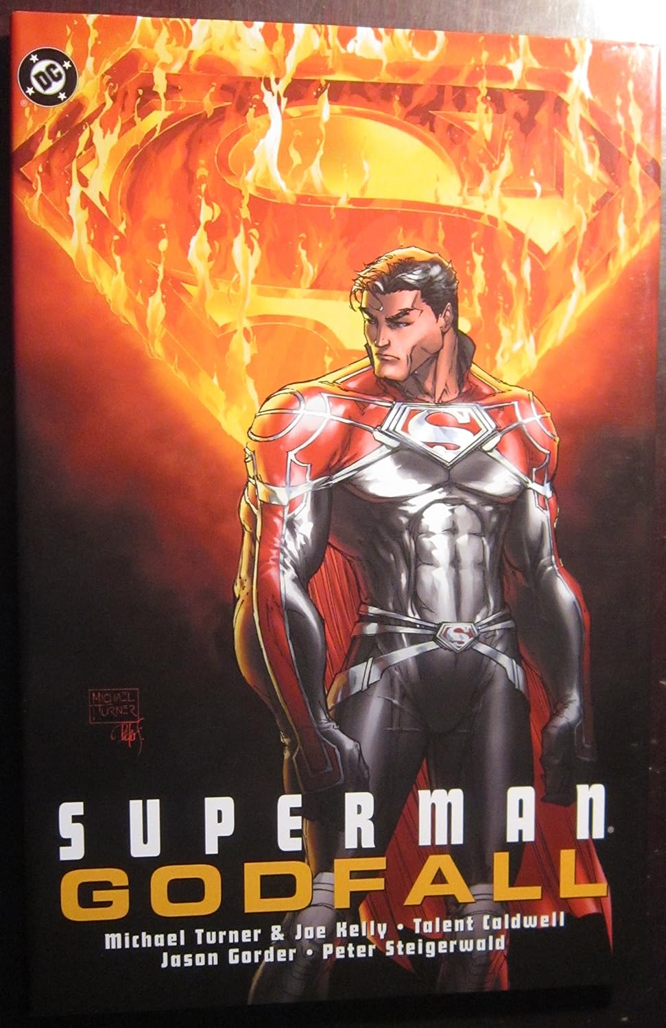 Superman Godfall (Superman (DC Comics)): Amazon.co.uk: Kelly, Joe ...