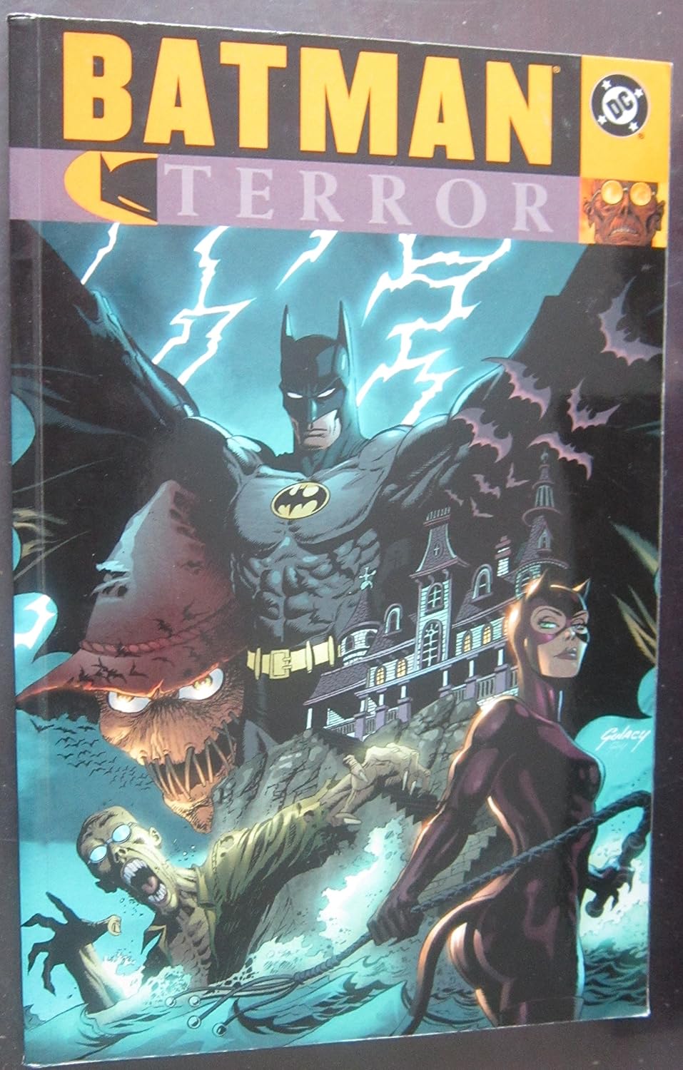 Batman: Terror: Amazon.co.uk: Moench, Doug, Gulacy, Paul, Palmiotti ...
