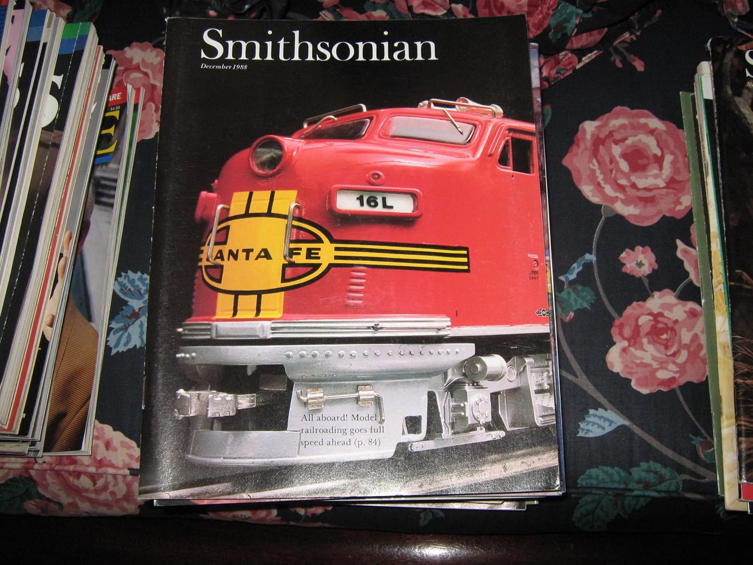 Smithsonian Magazine, December 1988: SMITHSONIAN INSTITUTE: Amazon.com ...