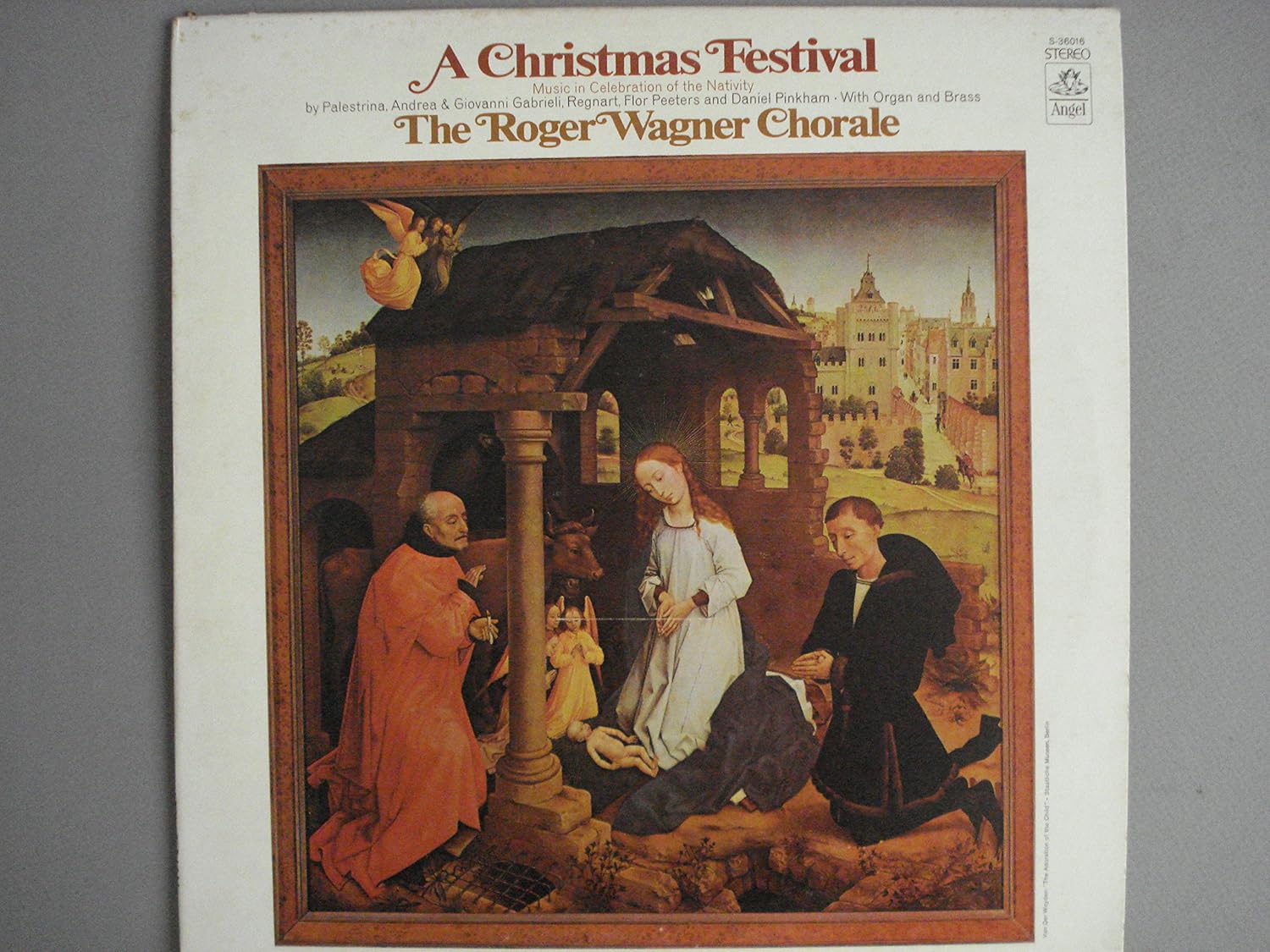 Amazon.com: A Chrismas Festival, The Roger Wagner Chorale: CDs & Vinyl