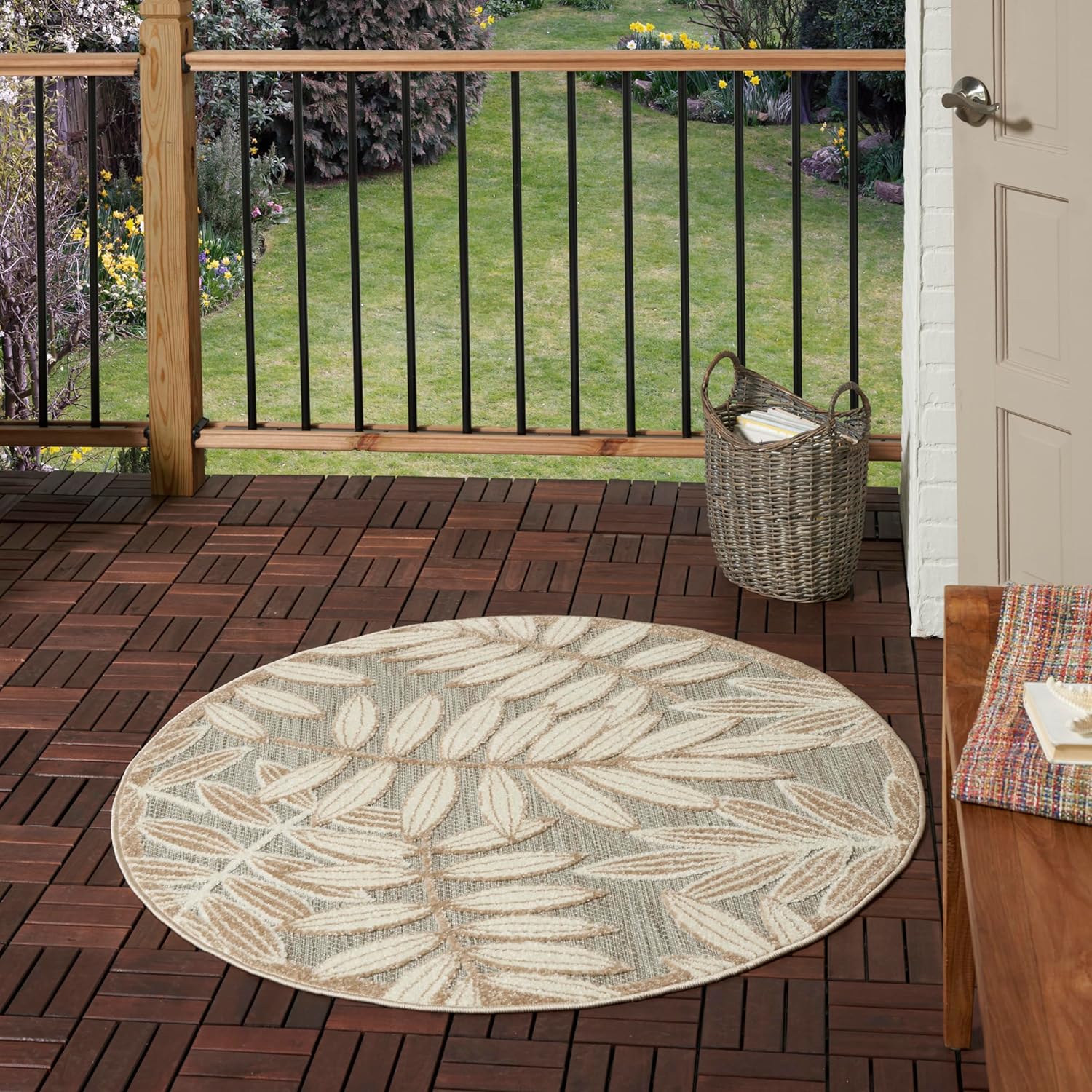 Amazon.com: Nourison Aloha Indoor/Outdoor Natural 4' x Round Area Rug ...