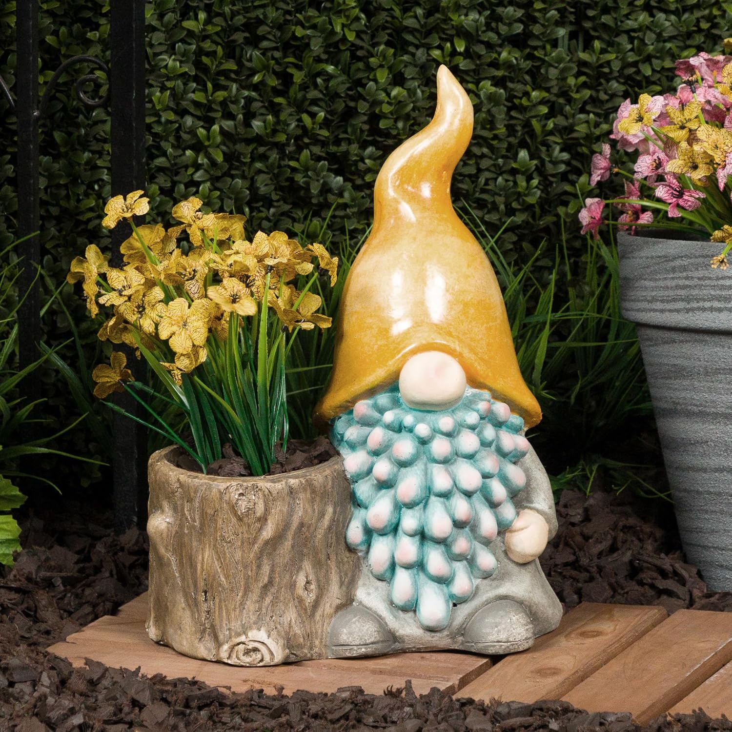 Amazon.com: Alpine Corporation QWR1472 Gnome with Yellow Hat Planter ...