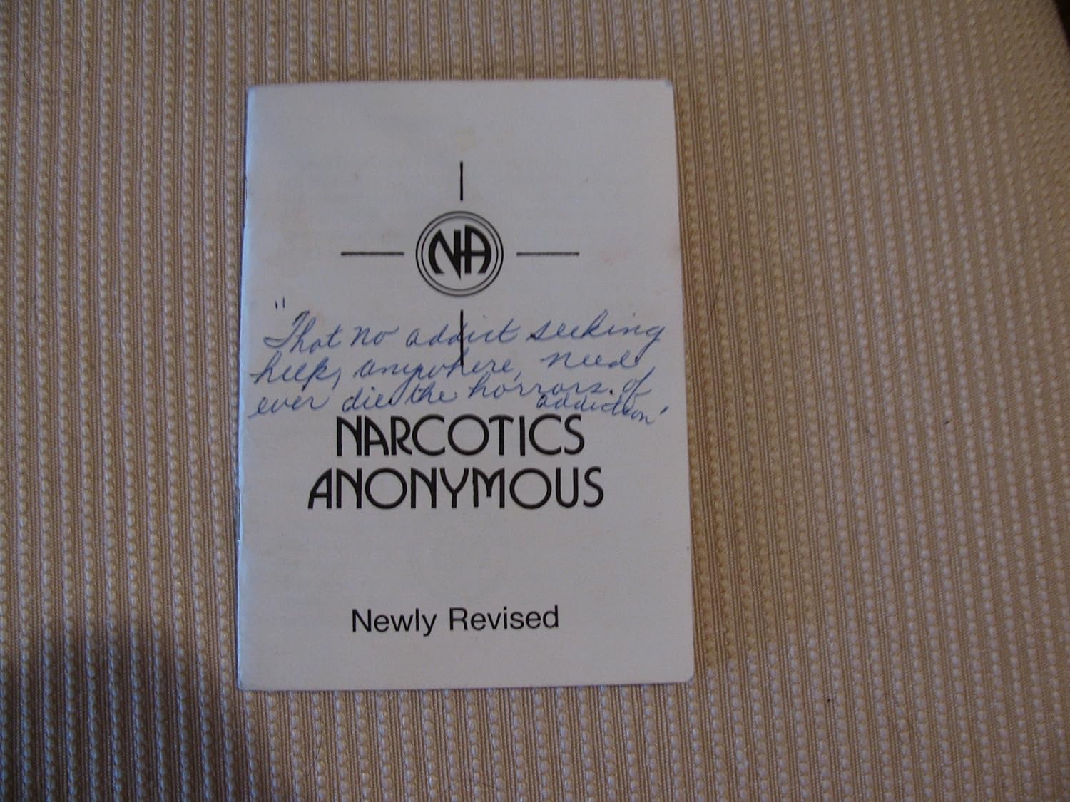 Narcotics Anonymous White Booklet: Unknown: 9780912075396: Amazon.com ...