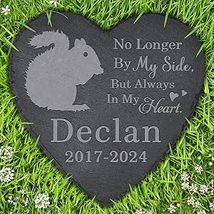 Amazon.com : Lynasoi Squirrel Memorial Stone Squirrel Headstone ...