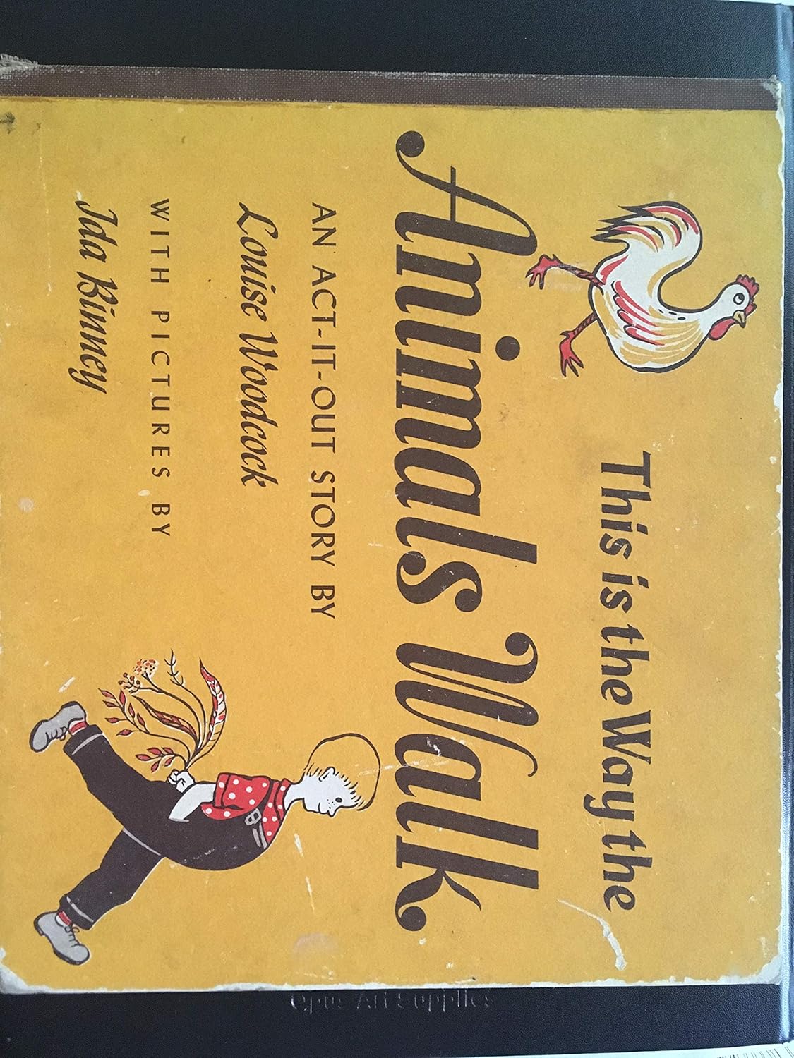 This is the Way the Animals Walk: An Act-It-Out Story: Louise Woodcock ...