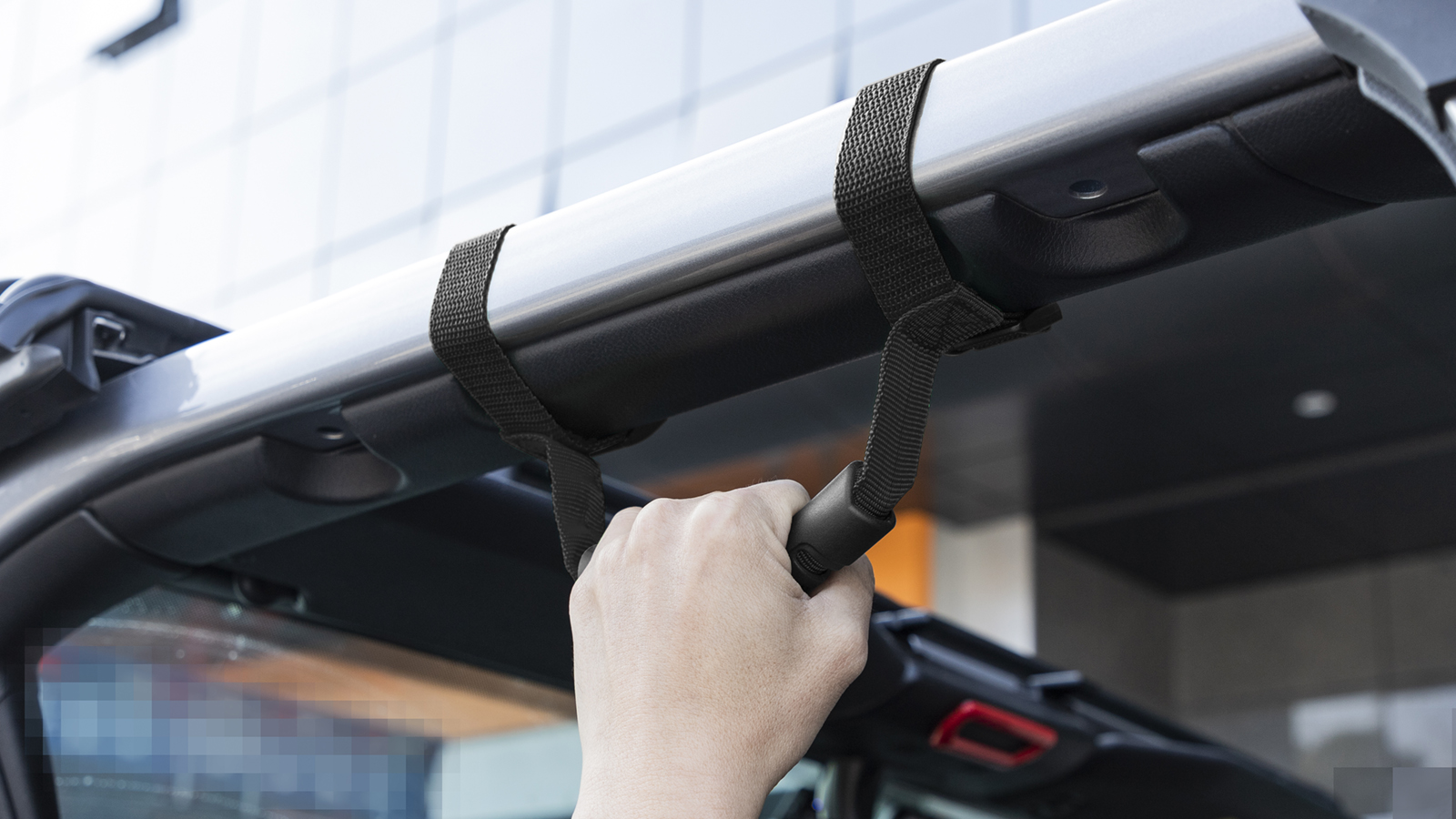 Watch Roll Bar Grab Handles Installation Video on Amazon Live