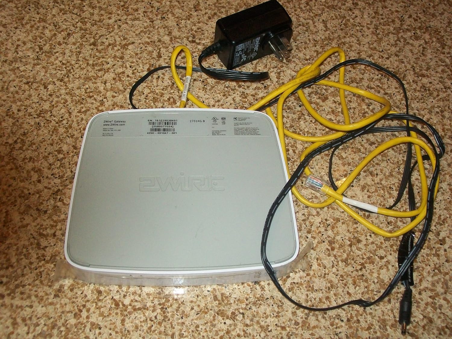 Amazon.com: 2WIRE 2701HG-B ROUTER : Electronics