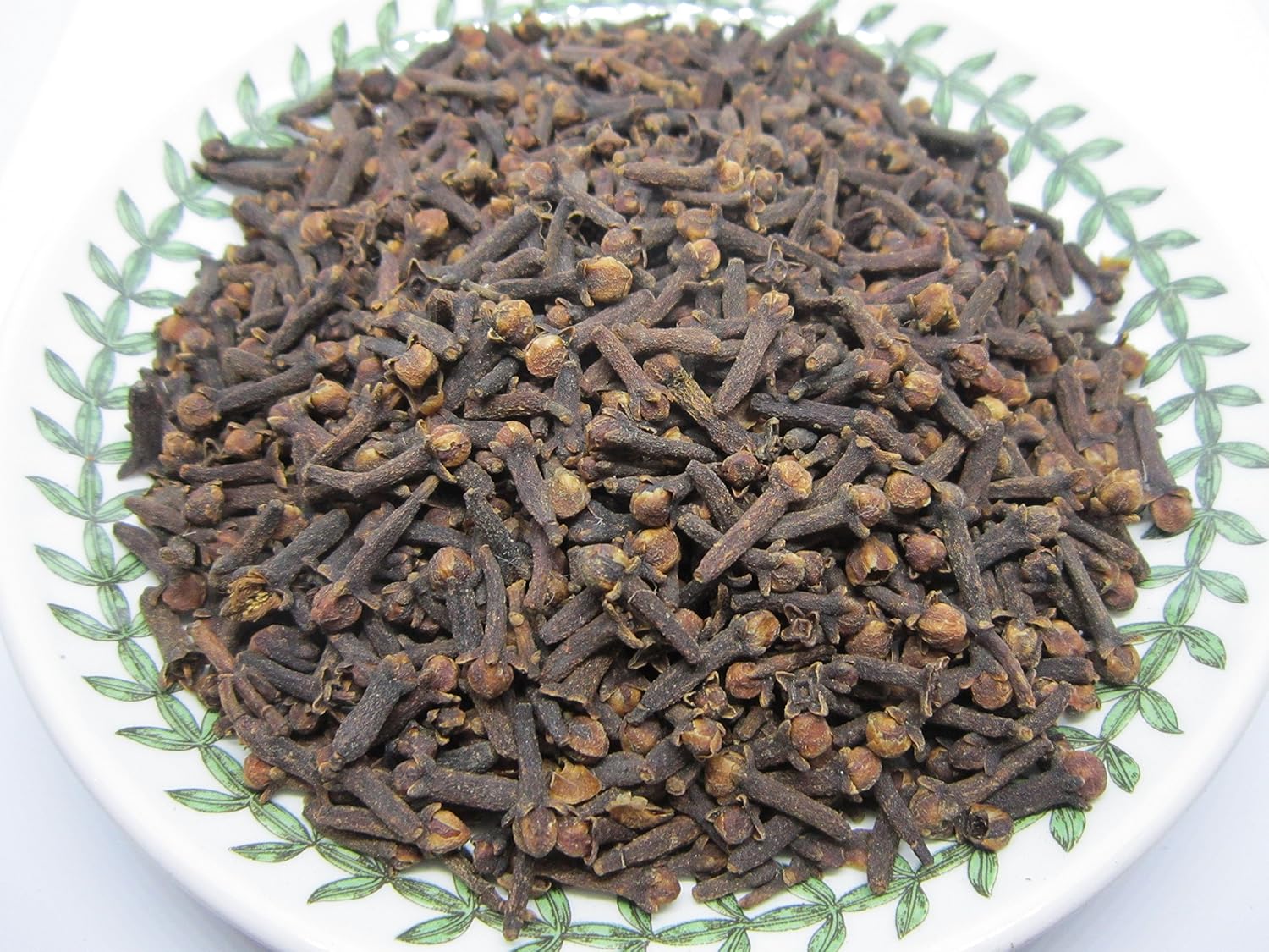 Amazon.com : Cloves - Loose Dried Buds from the Myrtaceae Tree by ...