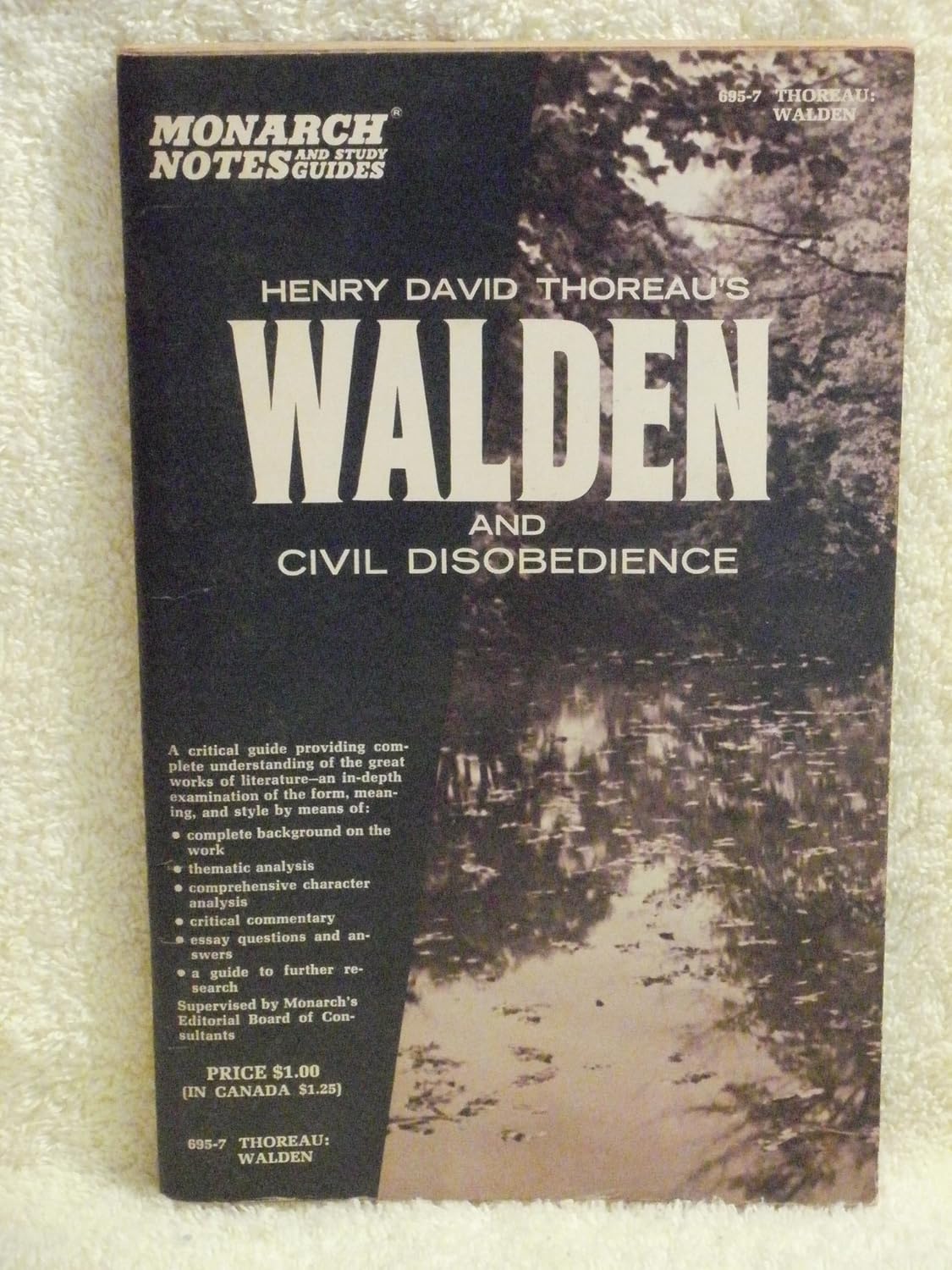 Thoreau's Walden: Also, On the Duty of Civil Disobedience: Alexander ...
