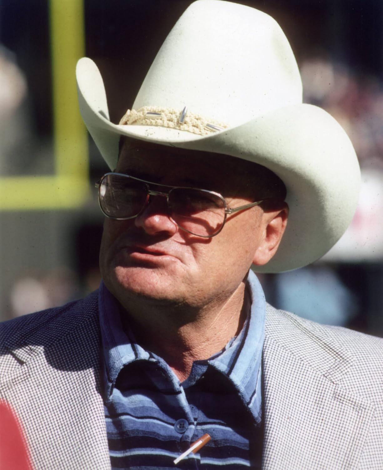 Amazon.com: BUM PHILLIPS HOUSTON OILERS 8X10 SPORTS ACTION PHOTO (F ...