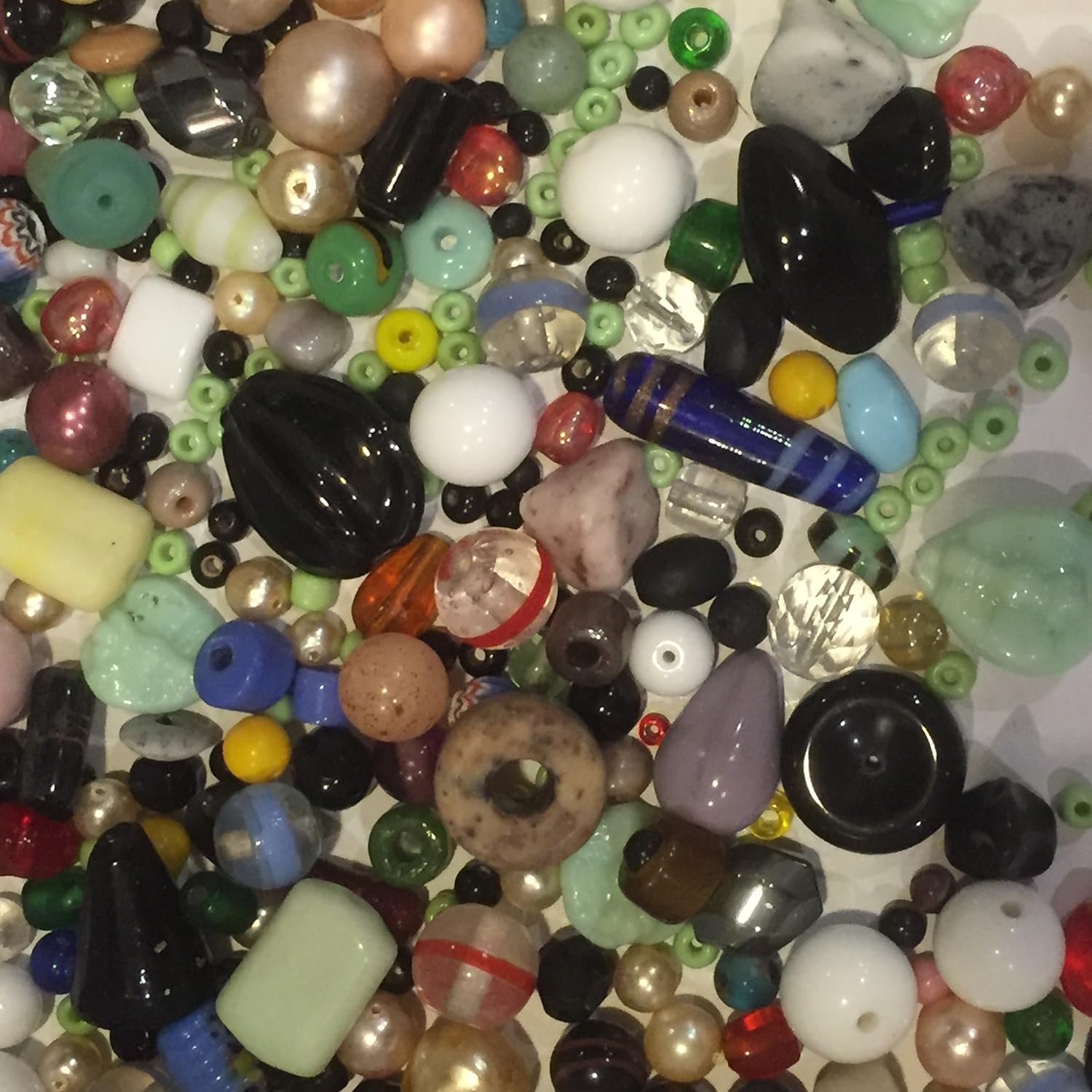 Amazon.com: Glass Jewelry Bead Treasures Mix Assortment - Random Bulk ...