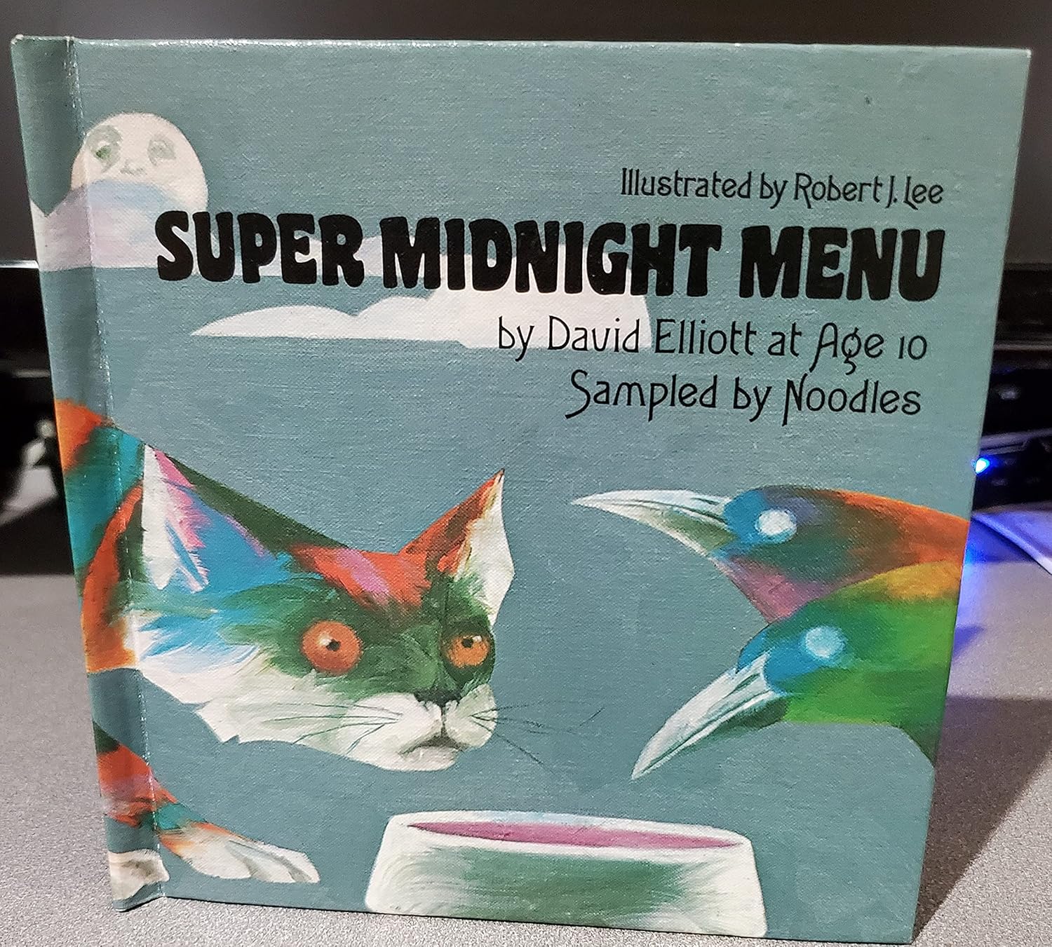 Super midnight menu: David Elliott, Robert J. Lee, Noodles ...