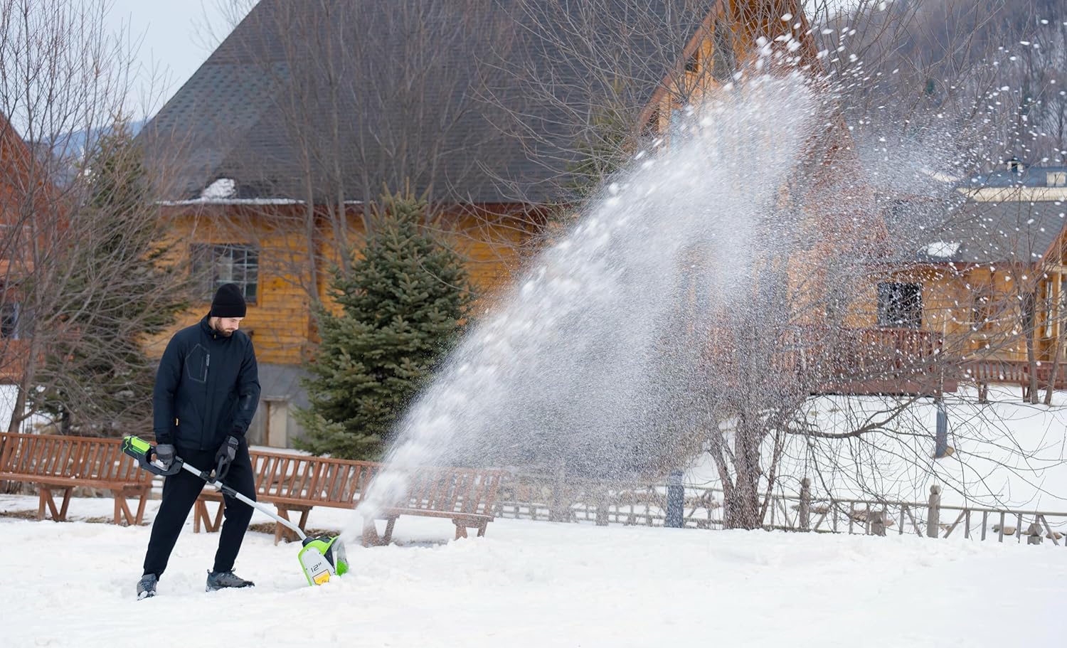 Greenworks 2605602 40V 12-Inch Brushless Snow Shovel Battery and ...