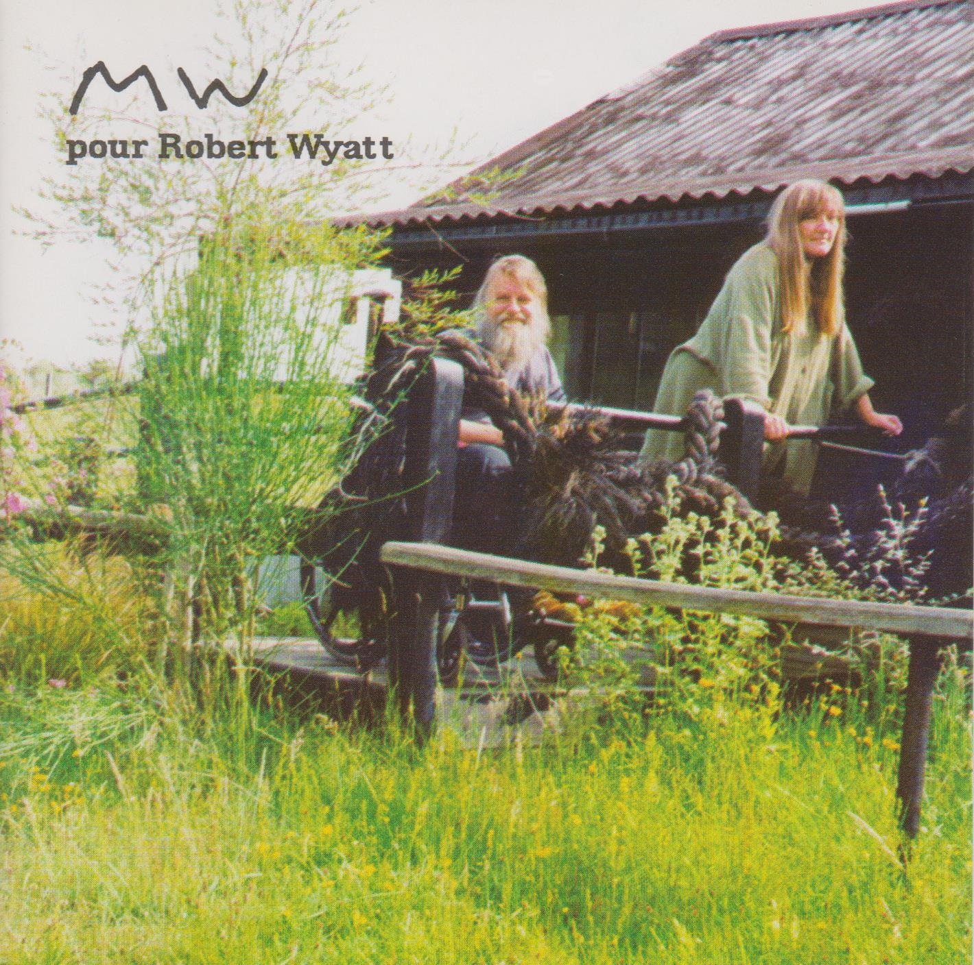 Amazon.com: Phenomenon: 3426300086440: FIZZE'S PEENI WAALI: Books