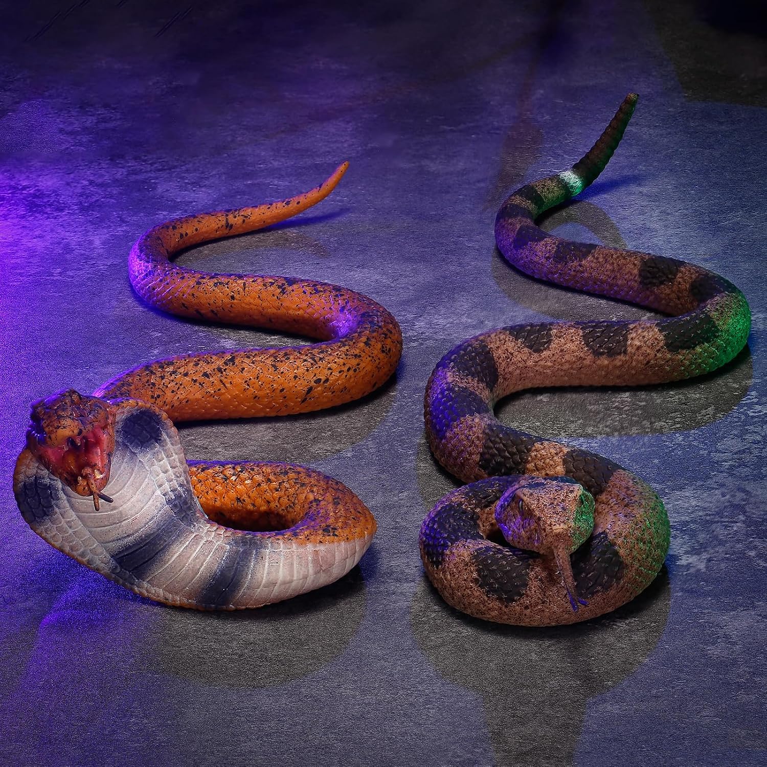 Amazon.com: Alphatool Halloween Fake Snakes - 2 Pcs Realistic Rubber ...