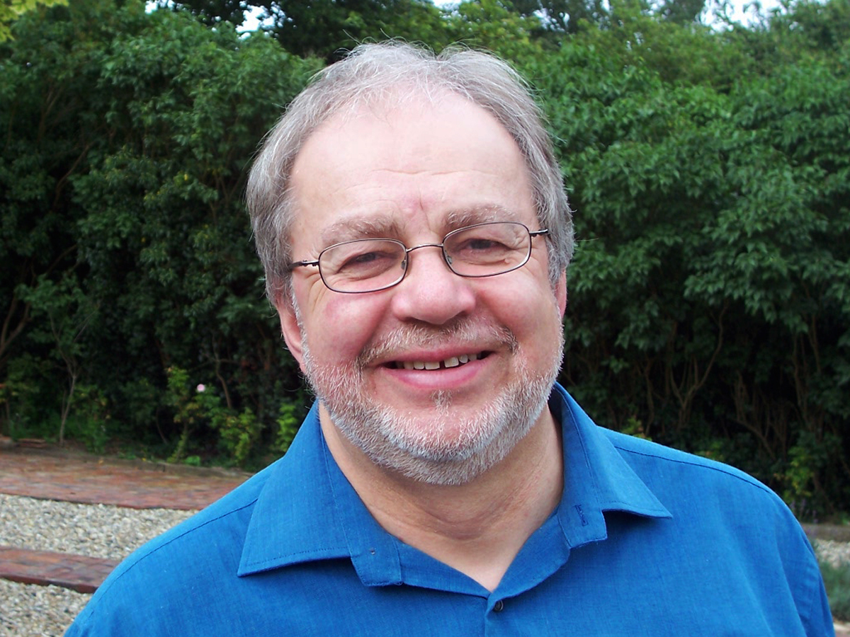 Amazon.co.uk: Roy Apps: books, biography, latest update