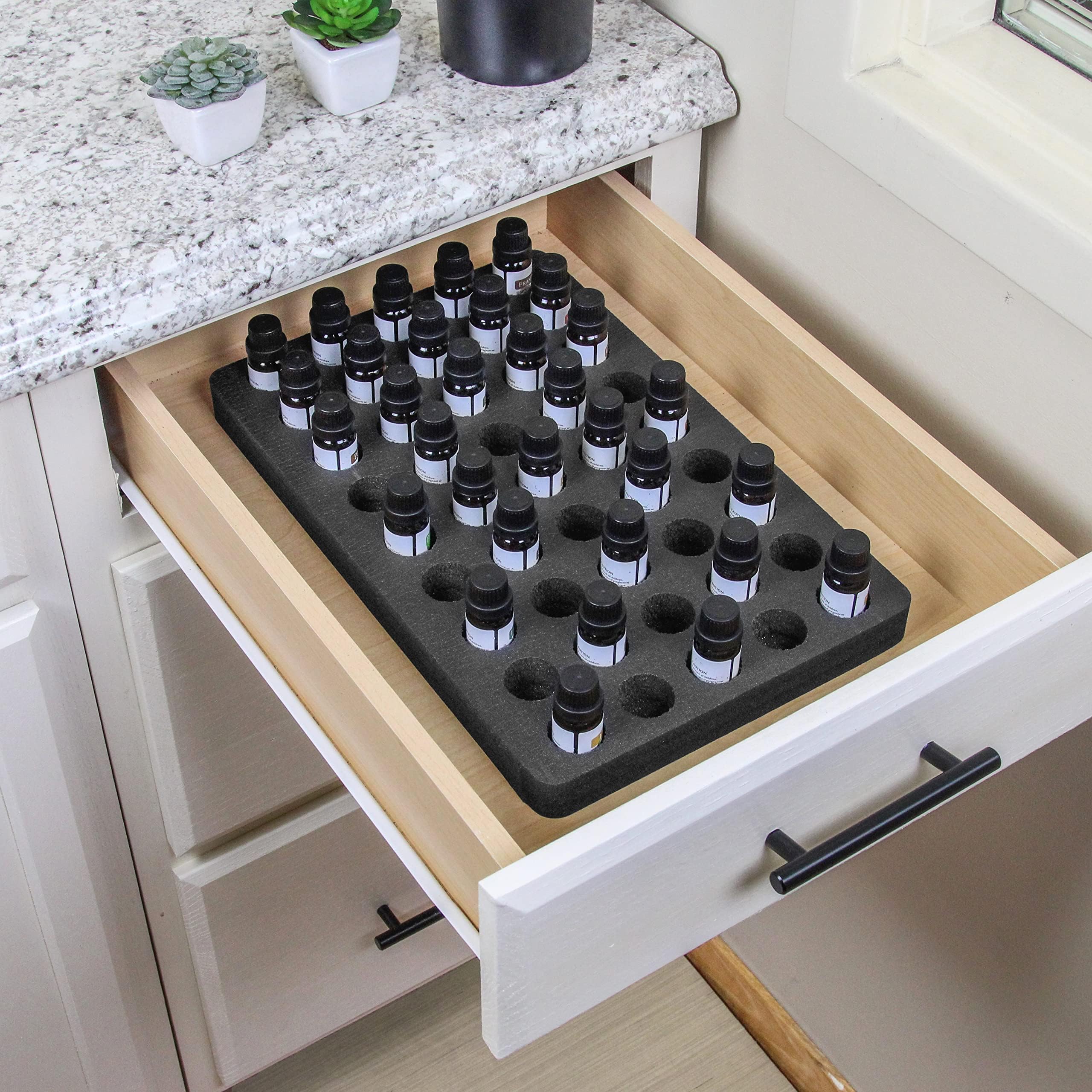 Amazon.com: HAN SHENG 2 Pcs 6 Grids Wooden Essential Oils Storage Racks ...