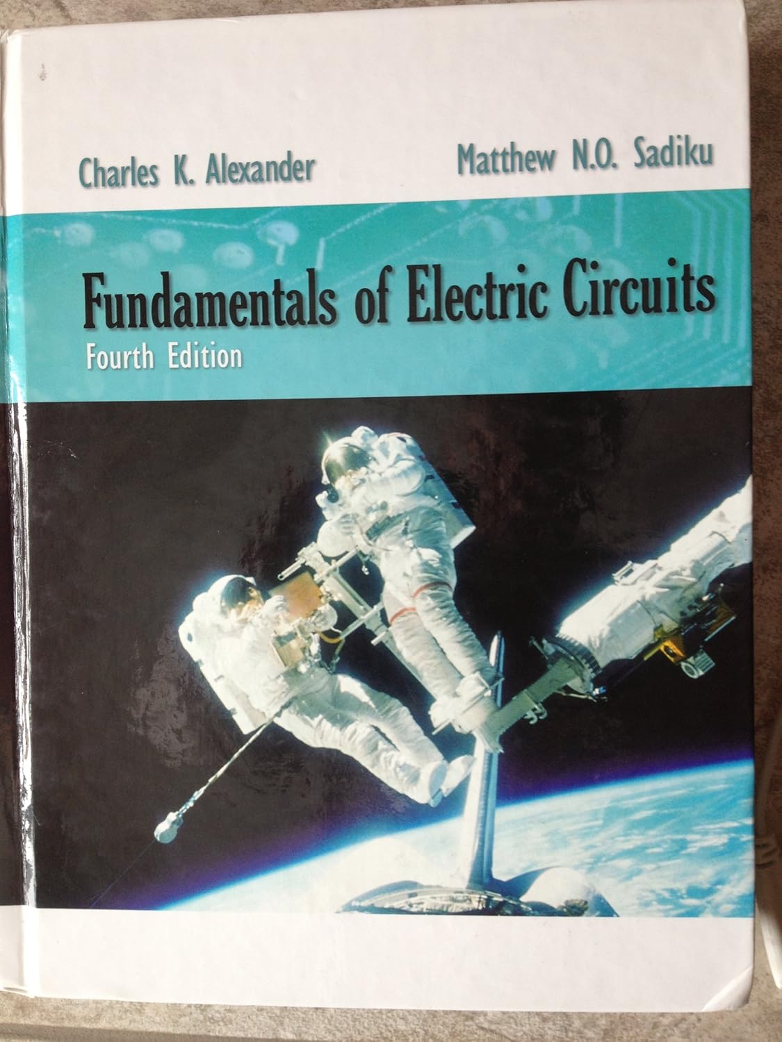 Amazon | Fundamentals of Electric Circuits | Alexander, Charles K., Sadiku, Matthew N. O ...