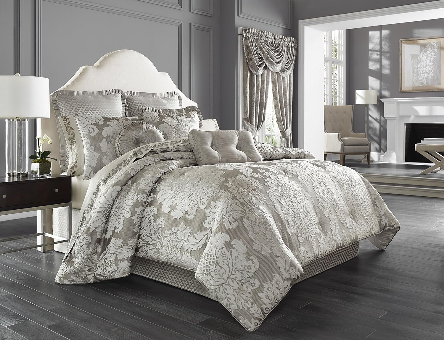 Amazon.com: Five Queens Court Carly 4-Piece Comforter Set, Queen Size ...