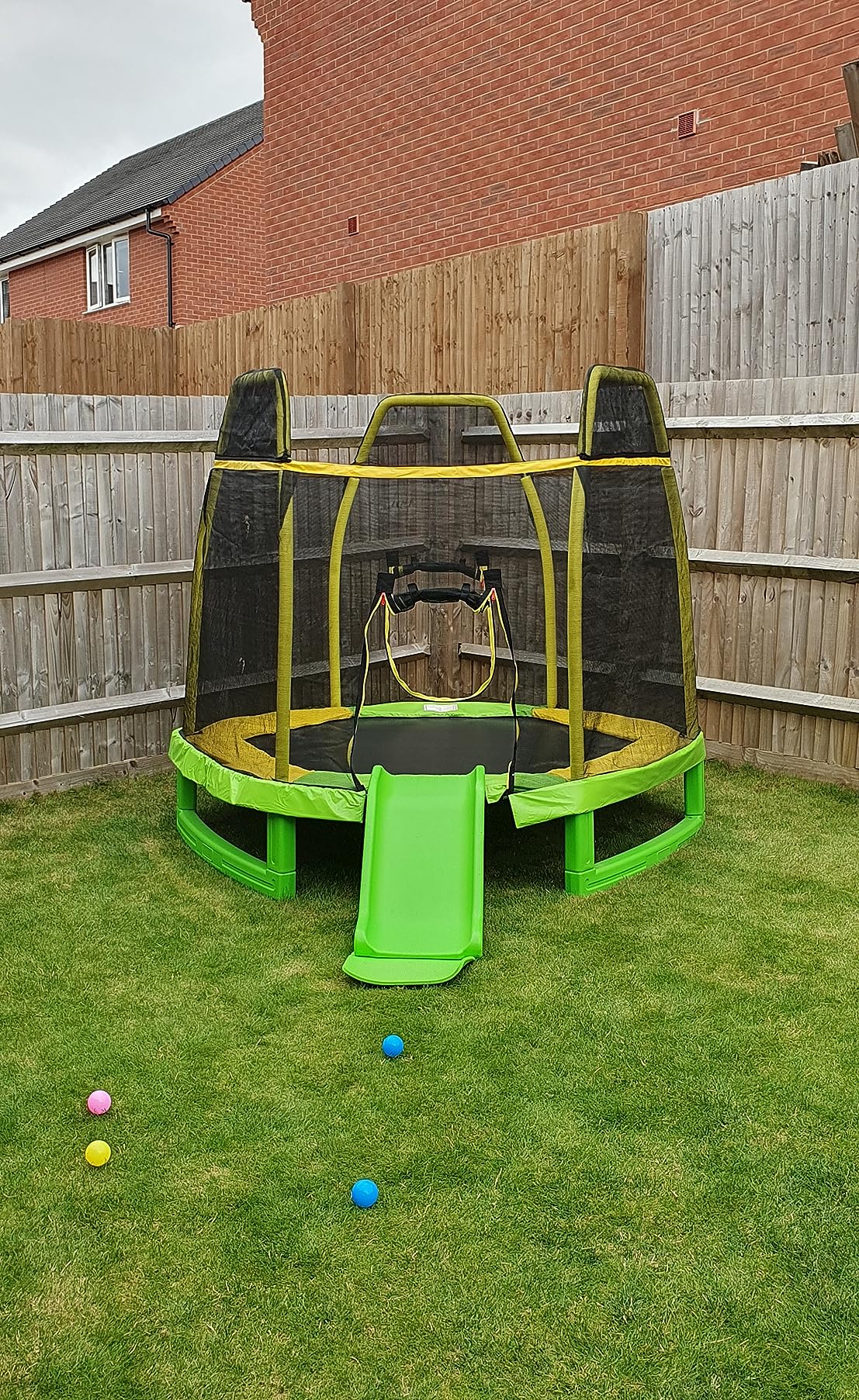 COSTWAY 7ft Kids Trampoline, Hexagonal Trampolines with Slide, Ladder ...