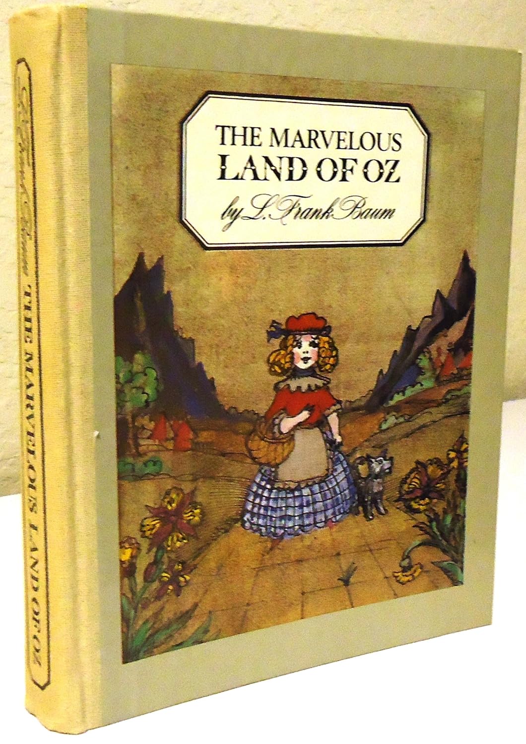 The marvelous land of Oz: Baum, L. Frank: 9780671086268: Amazon.com: Books