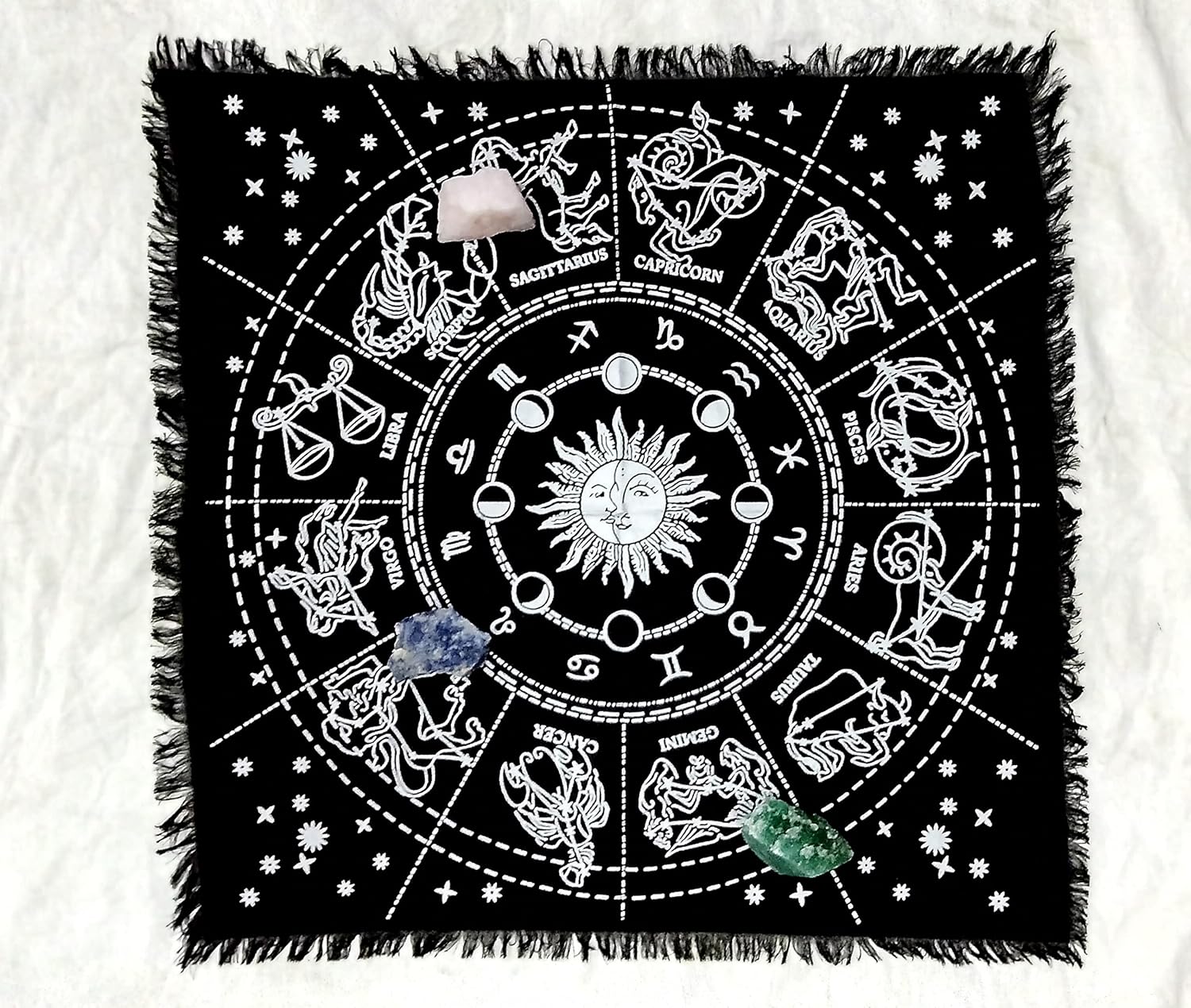Amazon.com: Doraya Altar Cloth Moon Phase Witchcraft Alter Tarot Spread ...