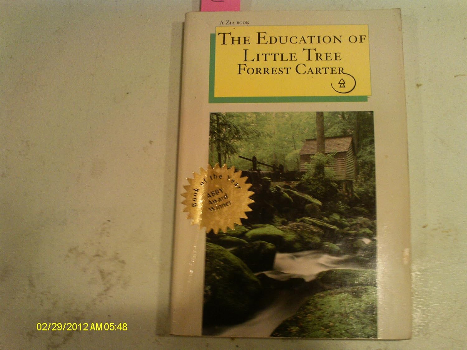 The Education of Little Tree: A True Story : Amazon.in: Books