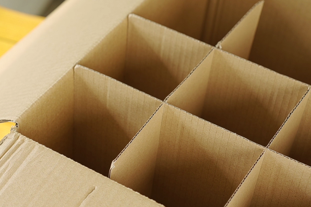 Watch Kitchen Moving Box Kit Dish Packing Moving Boxes on Amazon Live