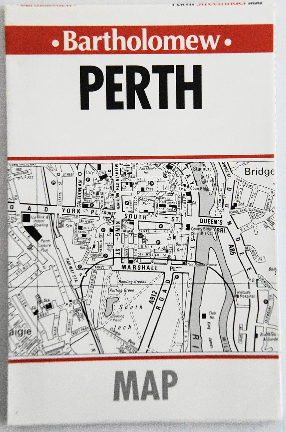 Perth Streetfinder Map: Amazon.co.uk: Cottingham, Mike: 9780702826825 ...
