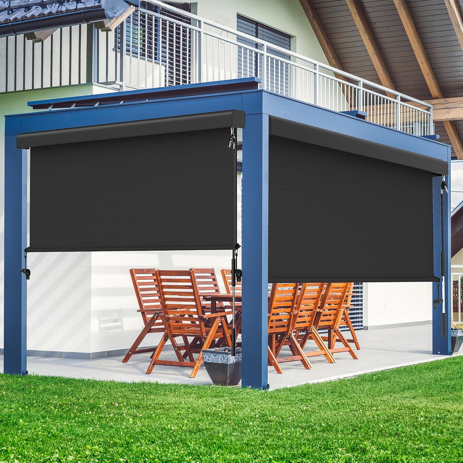 Store enrouleur d'extérieur pour terrasse avec cantonnière en aluminium ...