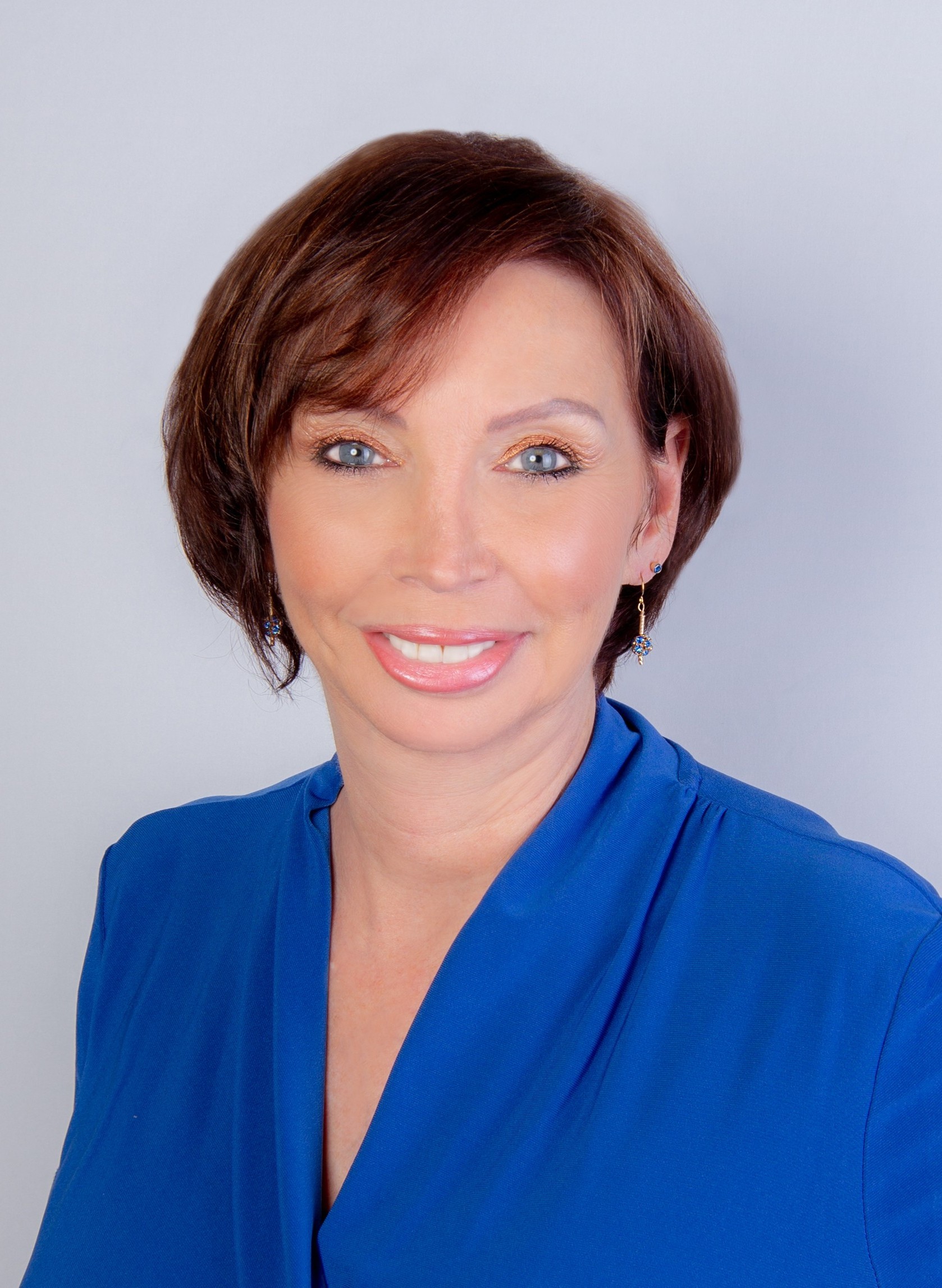 Amazon.com: Cindy Rae Mogil-Cooley: books, biography, latest update