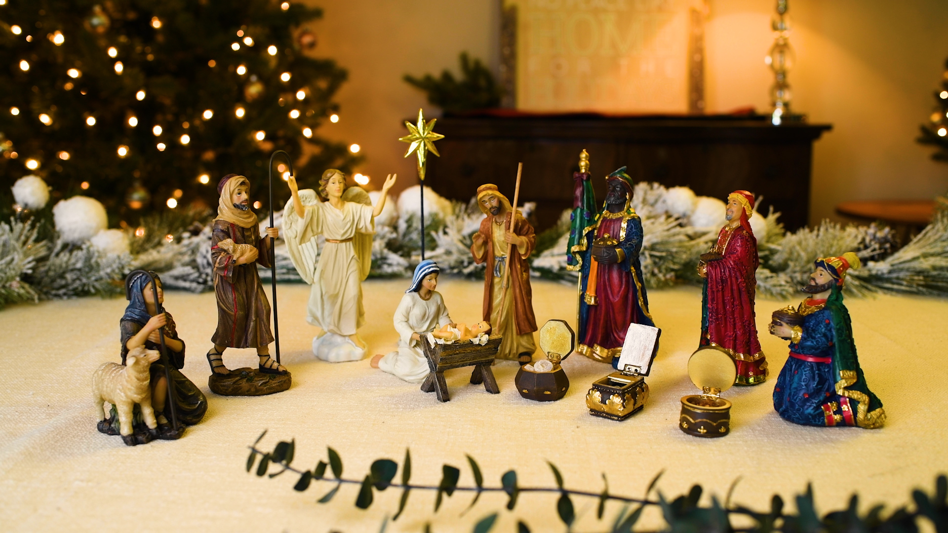 Wooden Nativity Set Interactive With LED Lights - 12 Piece Advent ...
