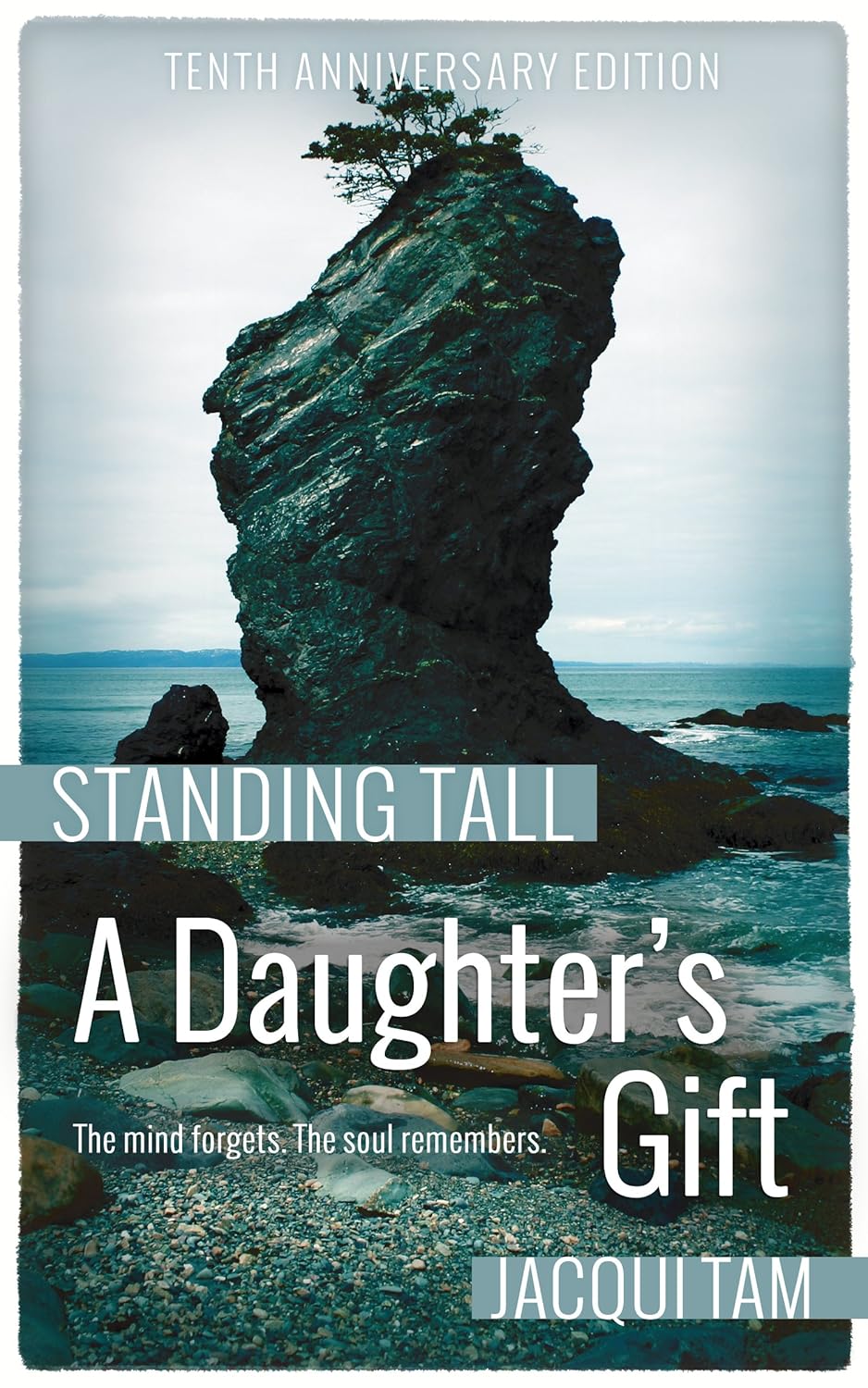 Amazon.com: A Daughter's Gift (Standing Tall) eBook : Tam, Jacqui: Books