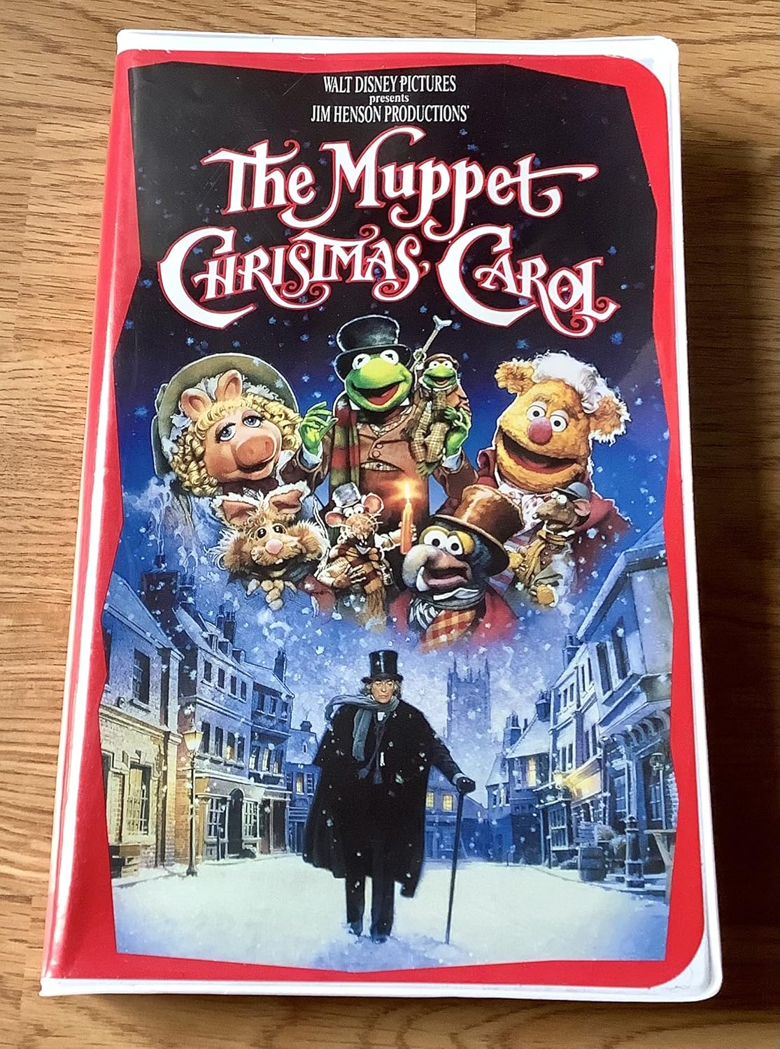 Amazon.com: Muppet Christmas Carol [VHS] : Michael Caine, Dave Goelz ...
