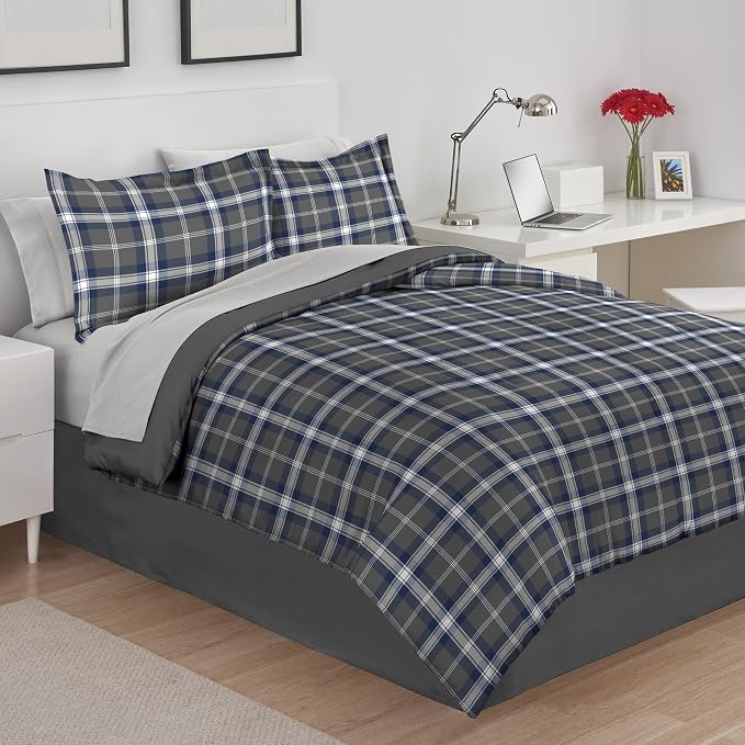 IZOD Byron Plaid Comforter Set : Amazon.in: Home & Kitchen