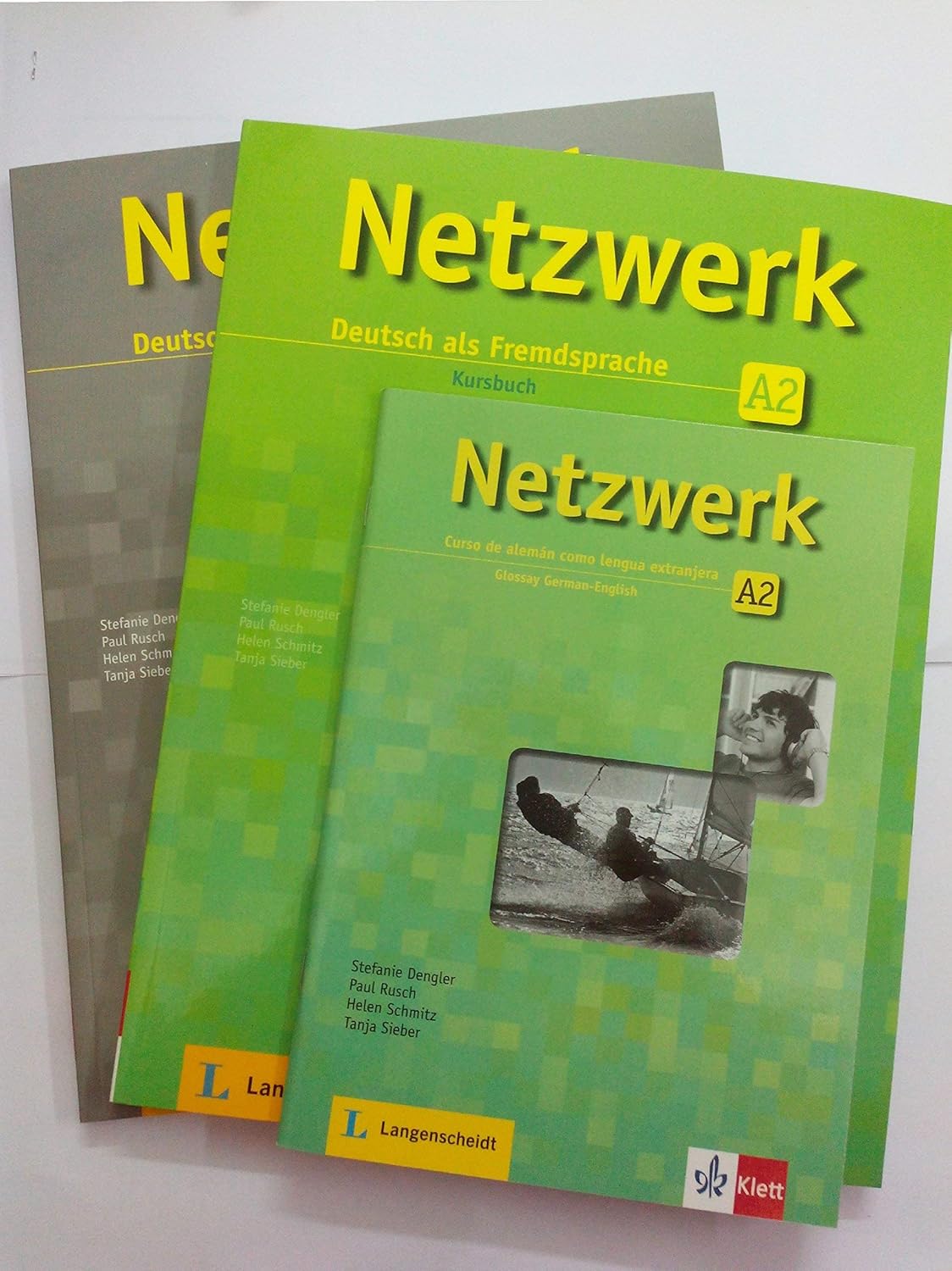 Netzwerk Deutsch als Fremdsprache A2 (Textbook + Workbook + Glossar ...