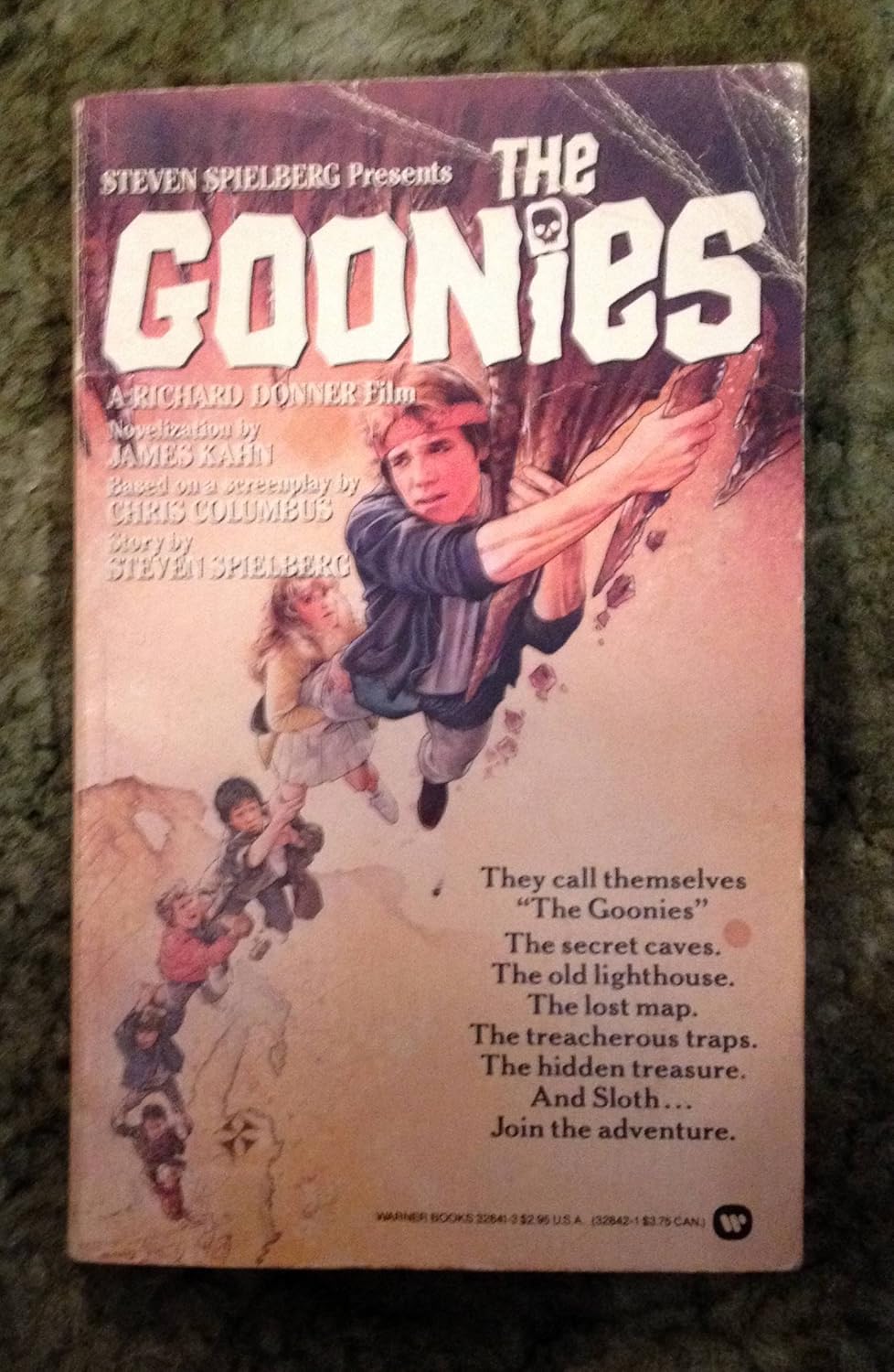 The Goonies: Kahn, James: 9780446328418: Amazon.com: Books