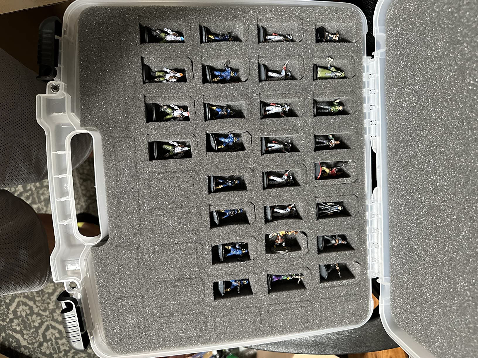 $9/mo - Finance Case Club 82+ Miniature Figurine Hard Shell Carrying ...