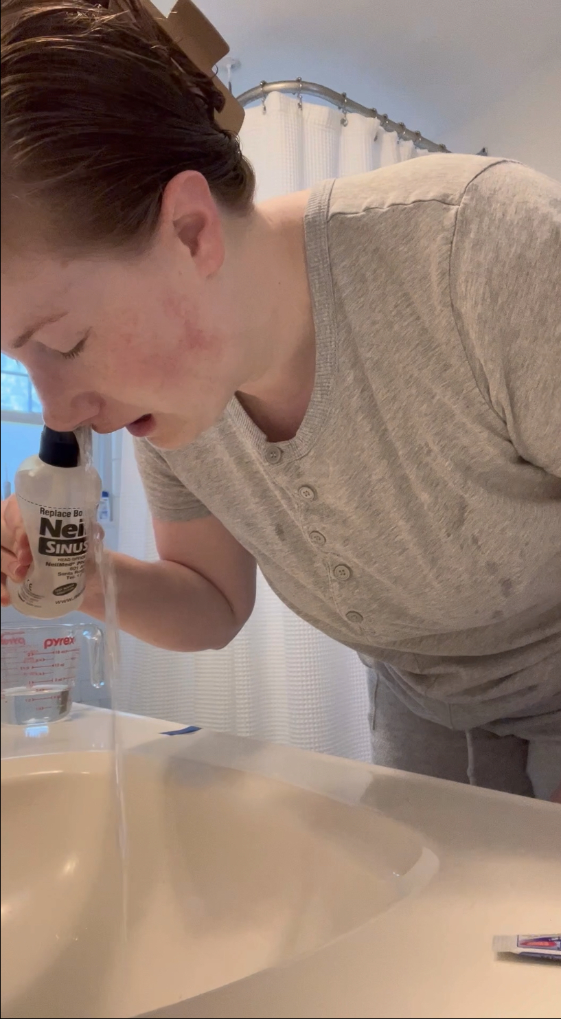 Watch How to use the NeilMed Sinus Rinse Kit! ﹙I use this daily!﹚ on ...