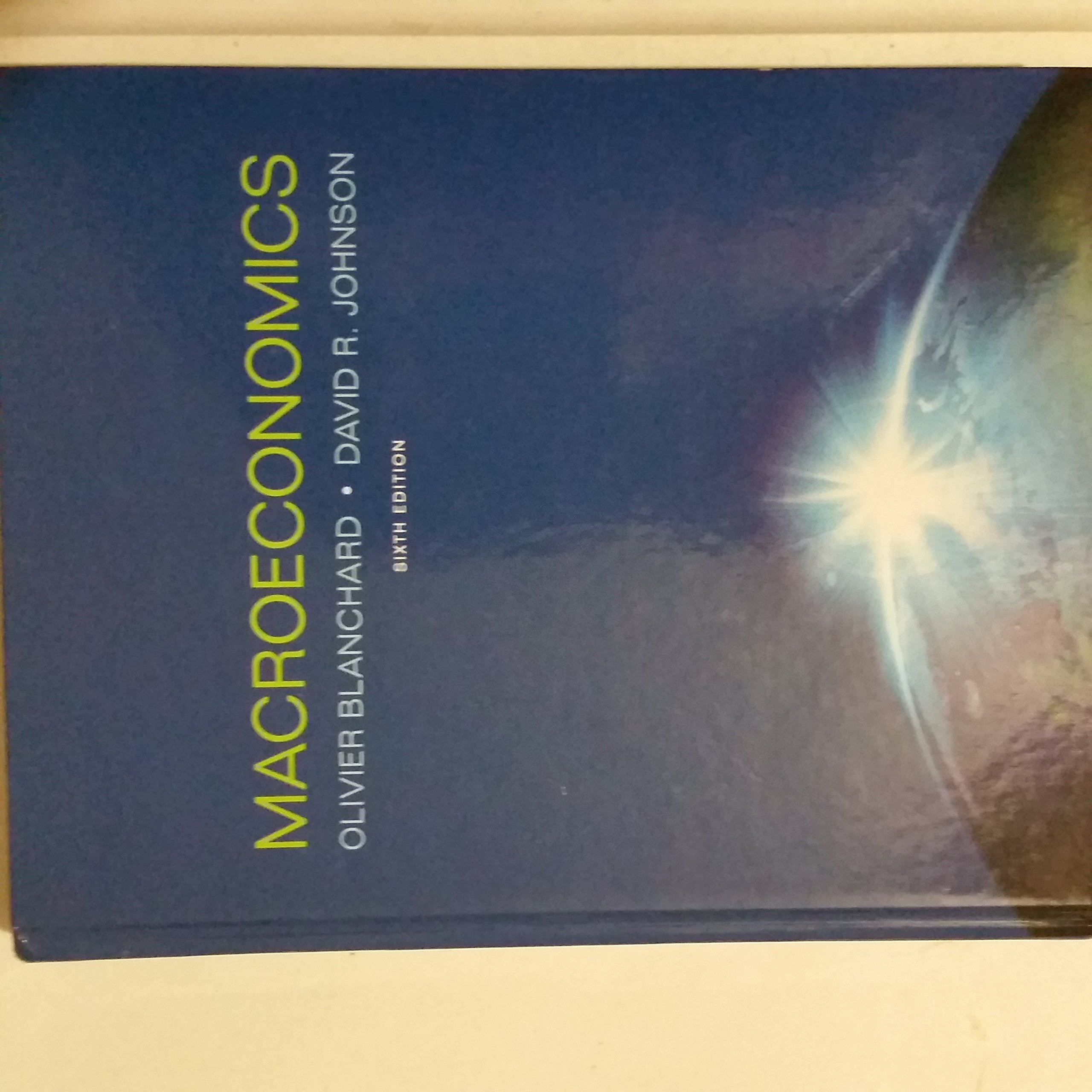 Macroeconomics (6th Edition): 9780133061635: Economics Books @ Amazon.com