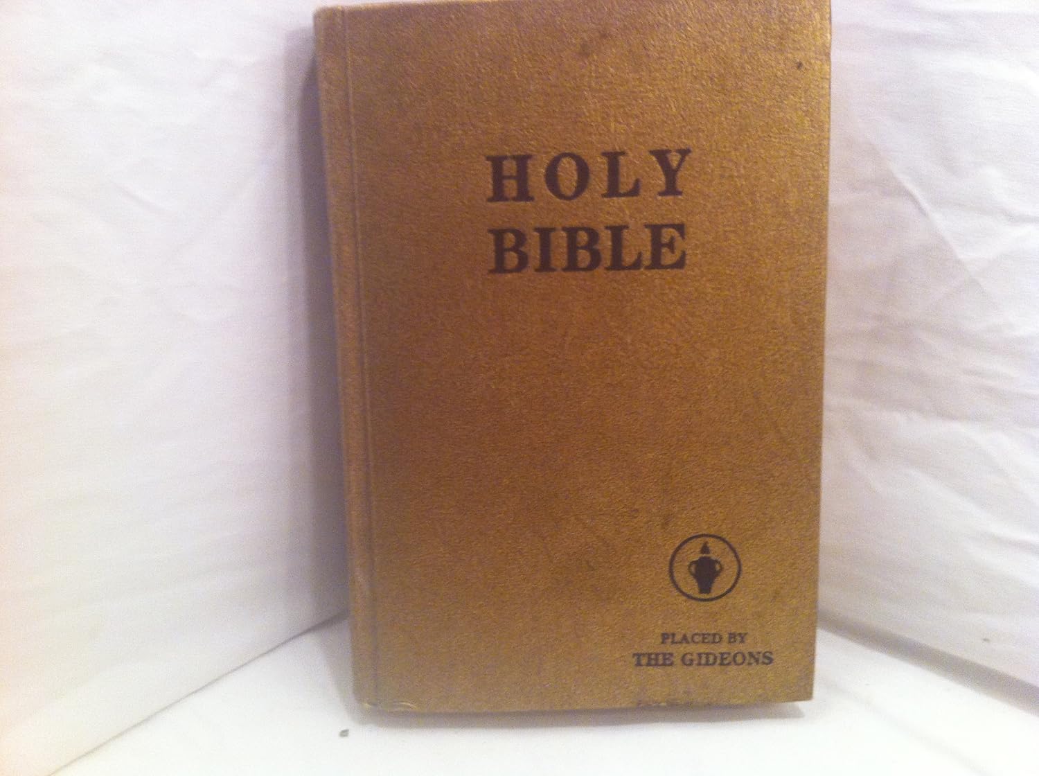 The Holy Bible: The Gideons International: Amazon.com: Books