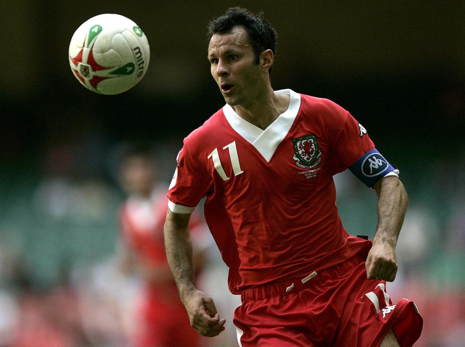 Amazon.com: Ryan Giggs Olympic Athlete Men's Soccer Britain Photo ...