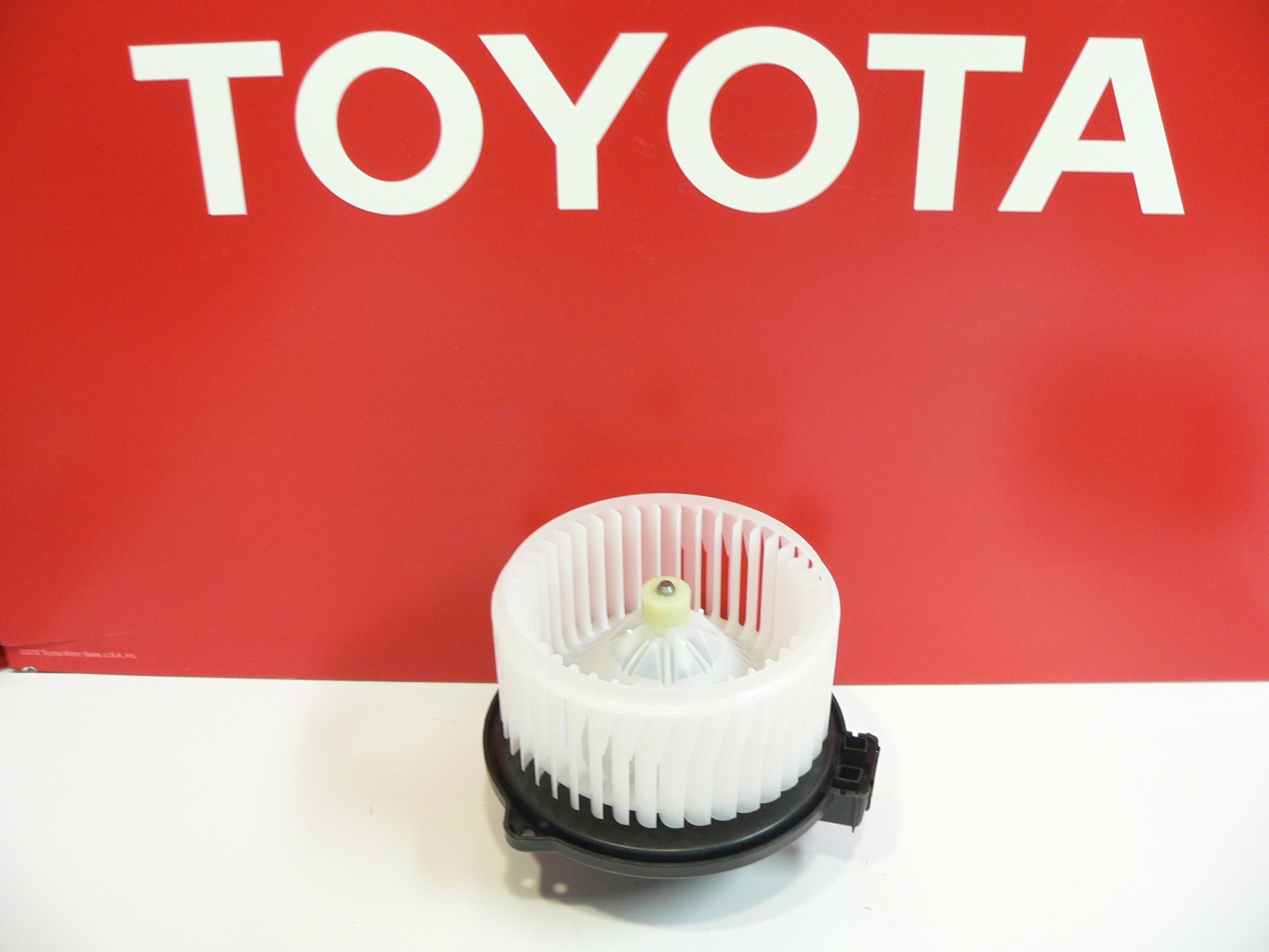 Amazon.com: Toyota 87103-08090 Blower Motor Sub-Assembly : Automotive