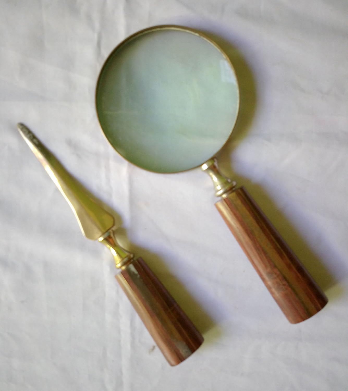 Amazon.com: Handheld Magnifier with 3 inch Premium Brass Framed ...