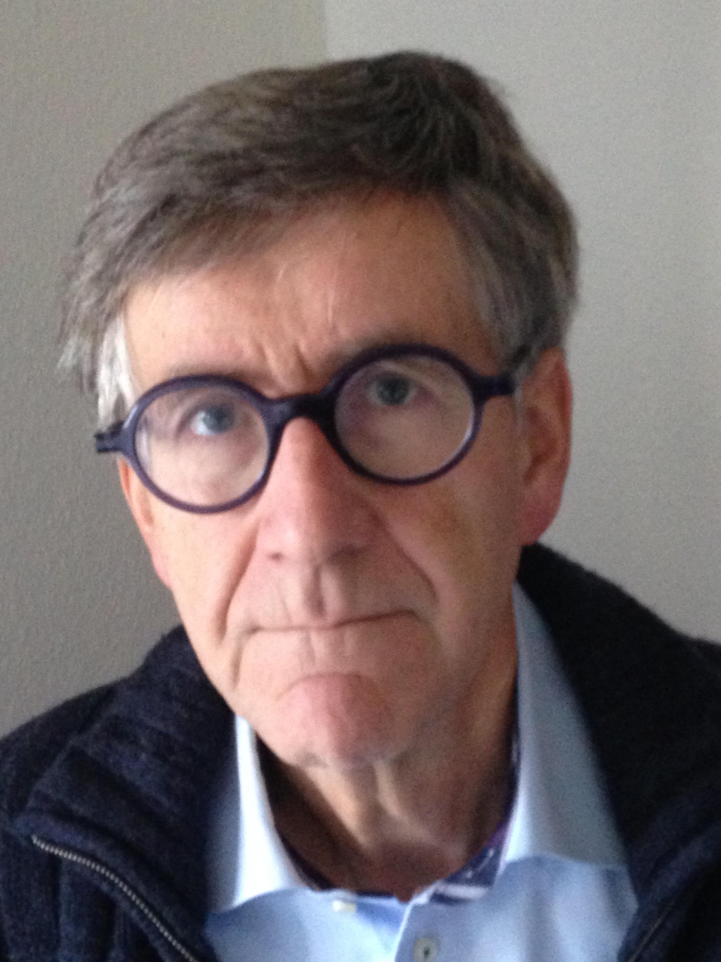 Amazon.com: Geert Booij: books, biography, latest update