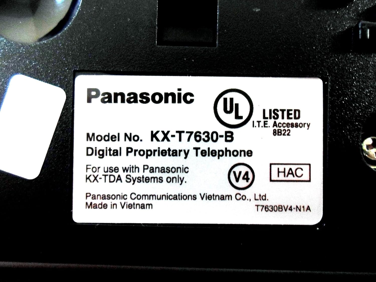 Panasonic KX-T7630-B Teléfono con pantalla LCD de 3 líneas y 24 botones ...